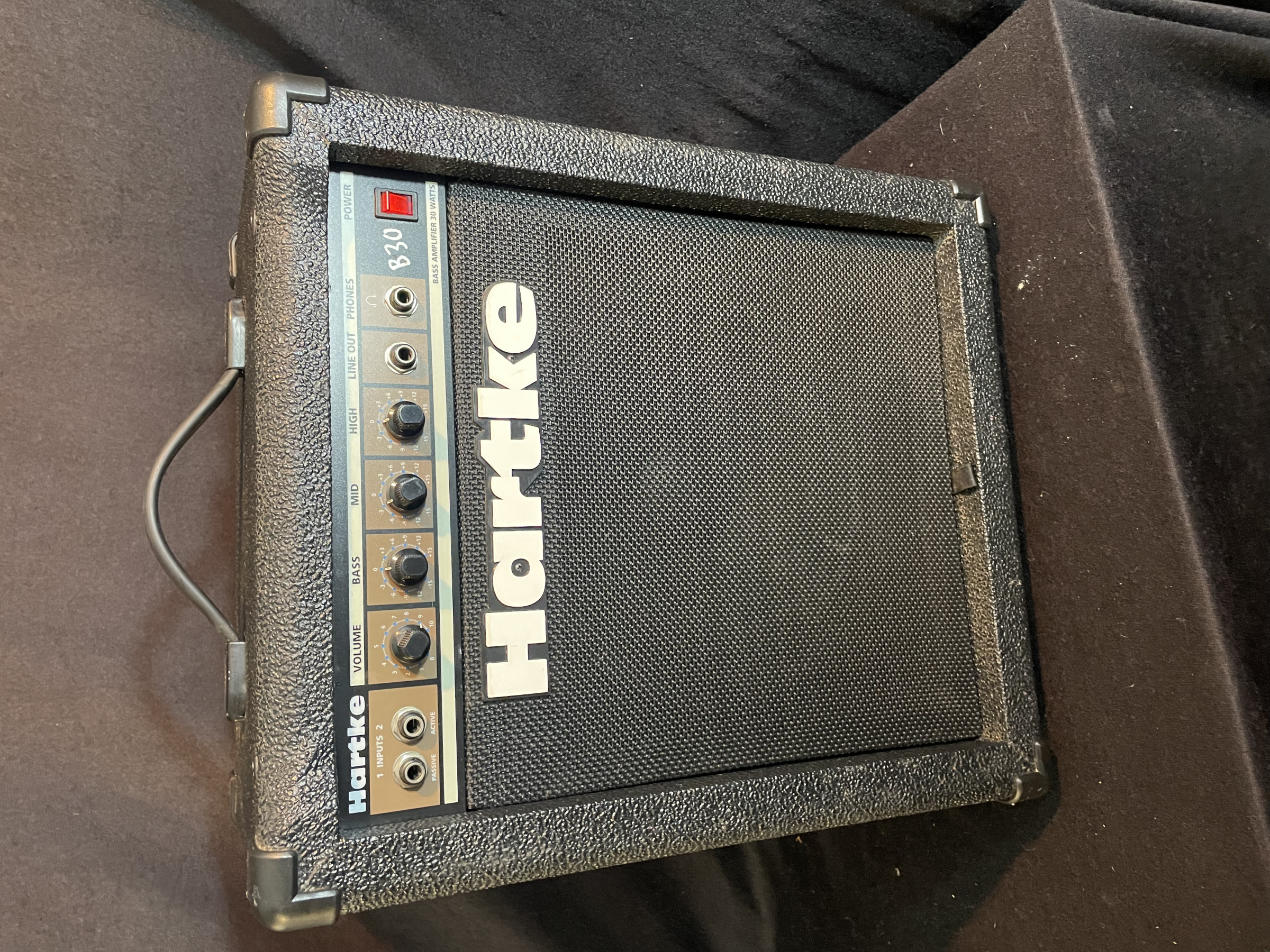 Hartke B30 Bass Combo