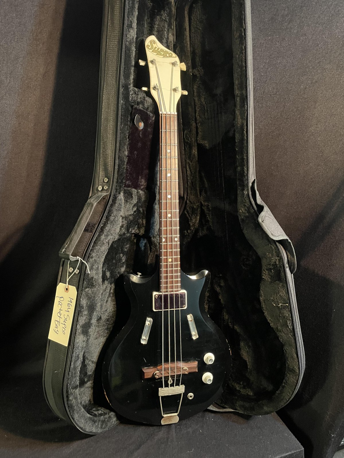 1964 Supro Pocket Bass Black