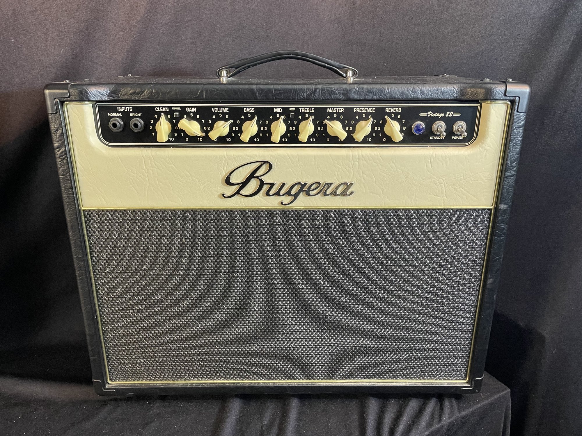 USED Bugera Vintage 22 Combo