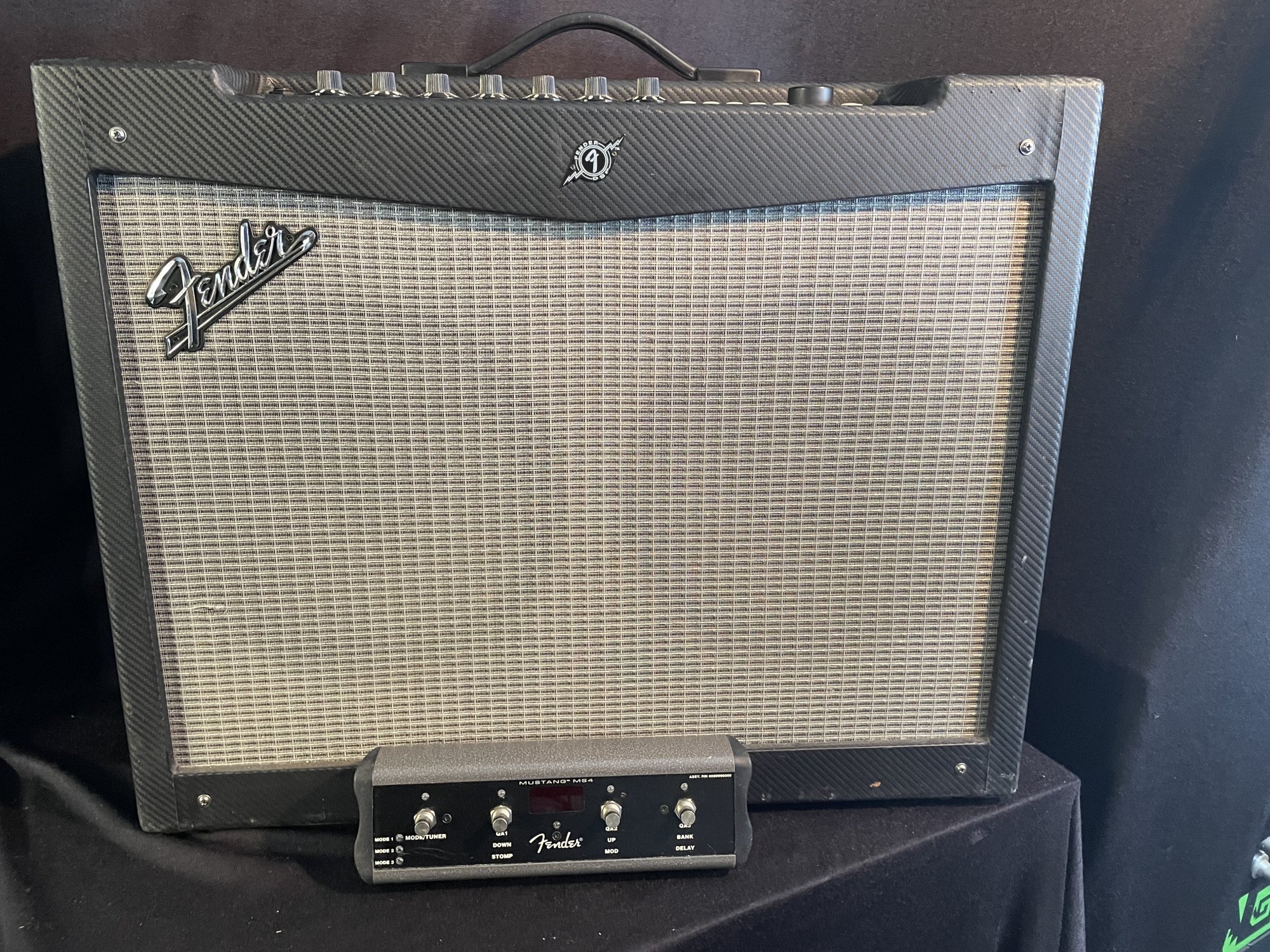 USED Fender Mustang IV Combo