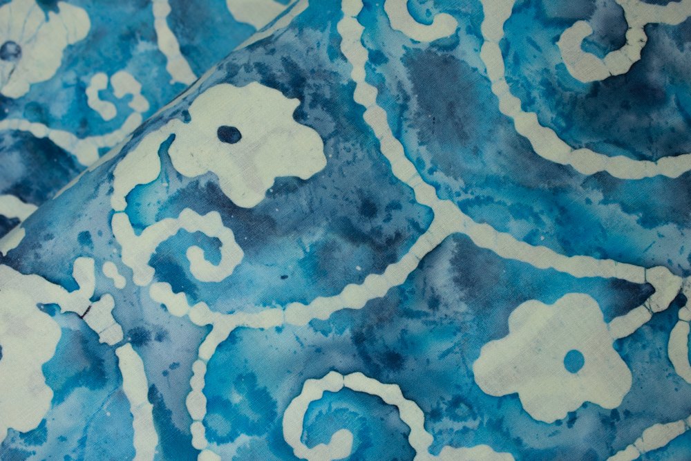 Cream Flowering Vine on Turquoise Blue: Quilter's Batiks