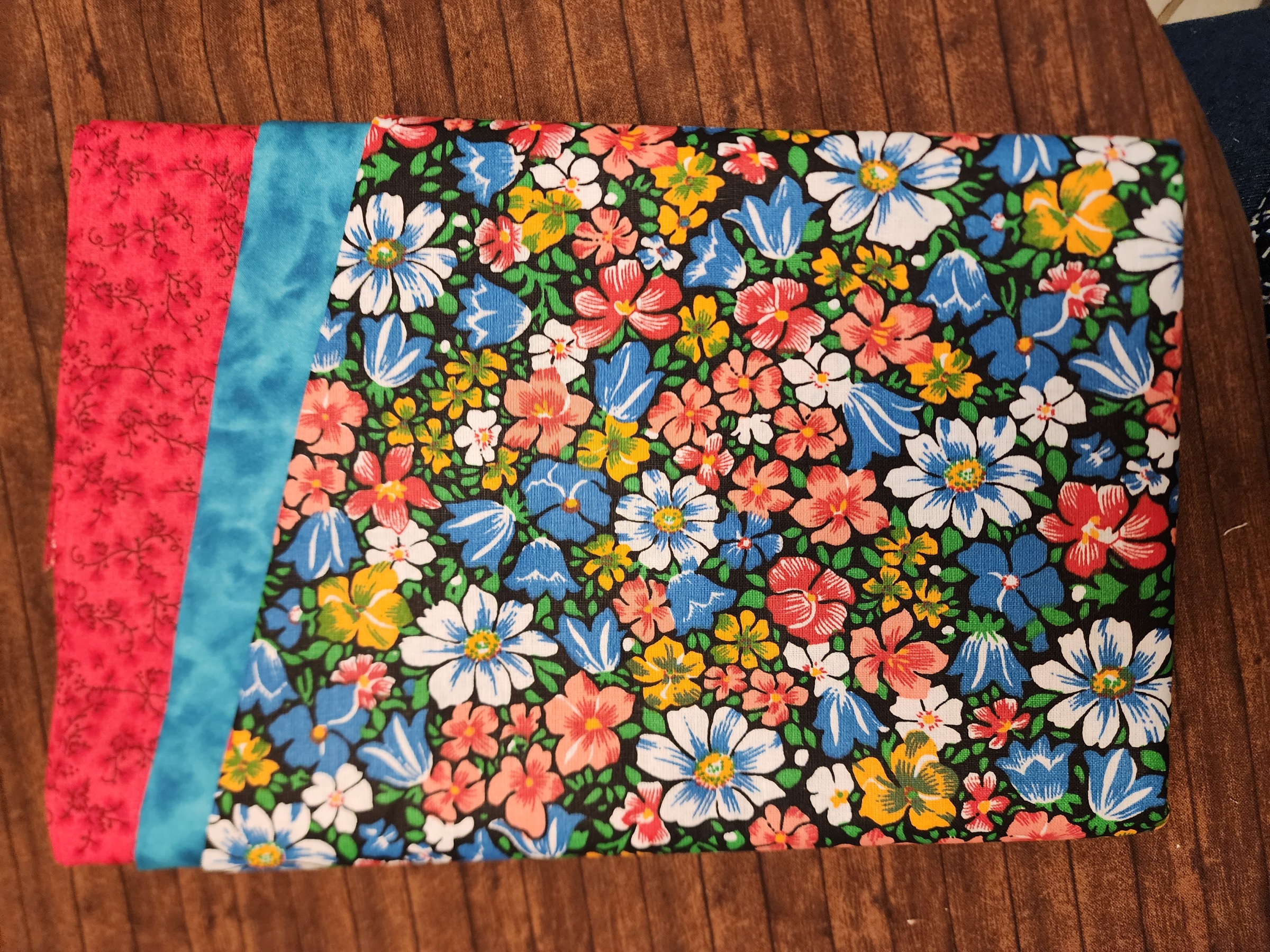 Floral Garden Path - Pattern, Fabric for Top and Binding - by Fabric ...