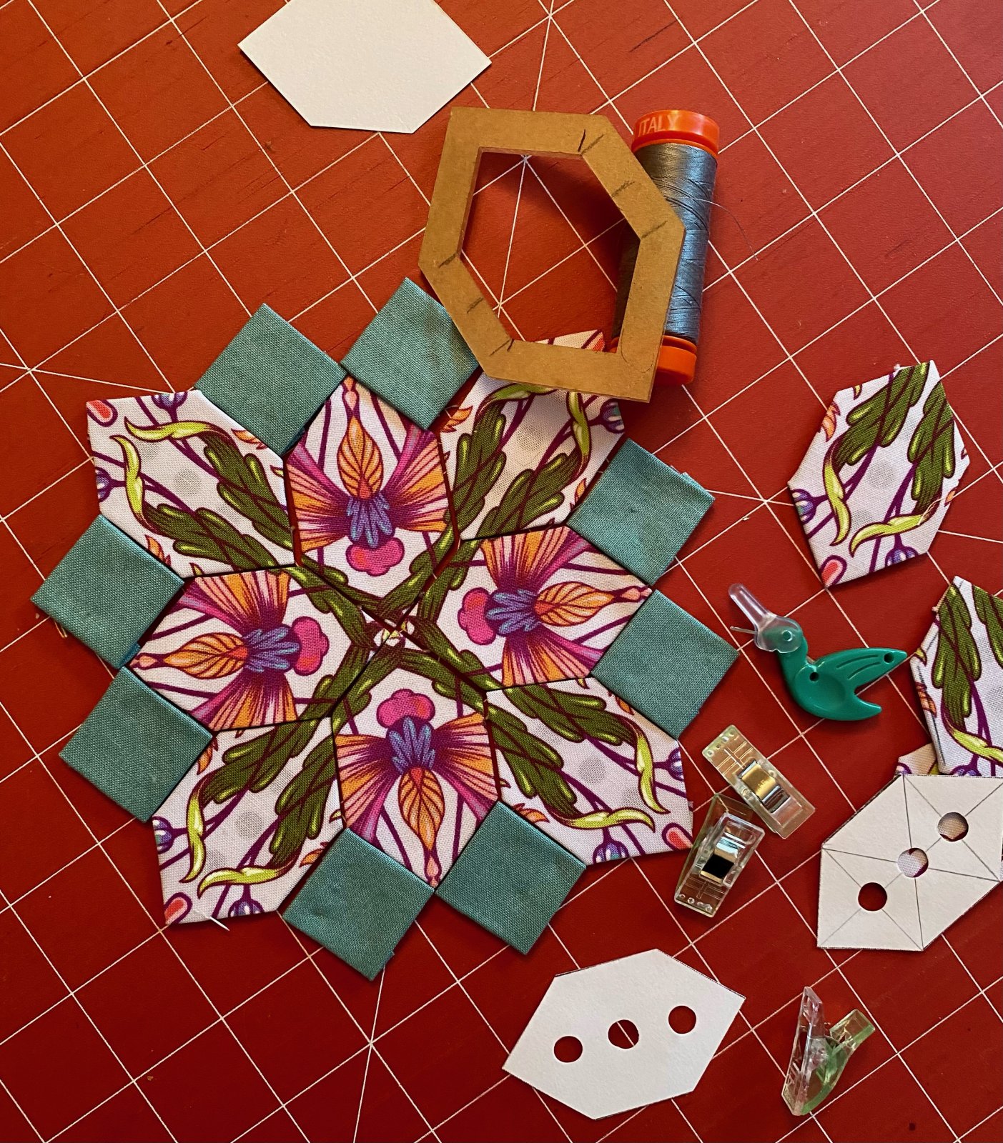 Playing With Pattern Fussy Cutting Techniques For English Paper Piecing