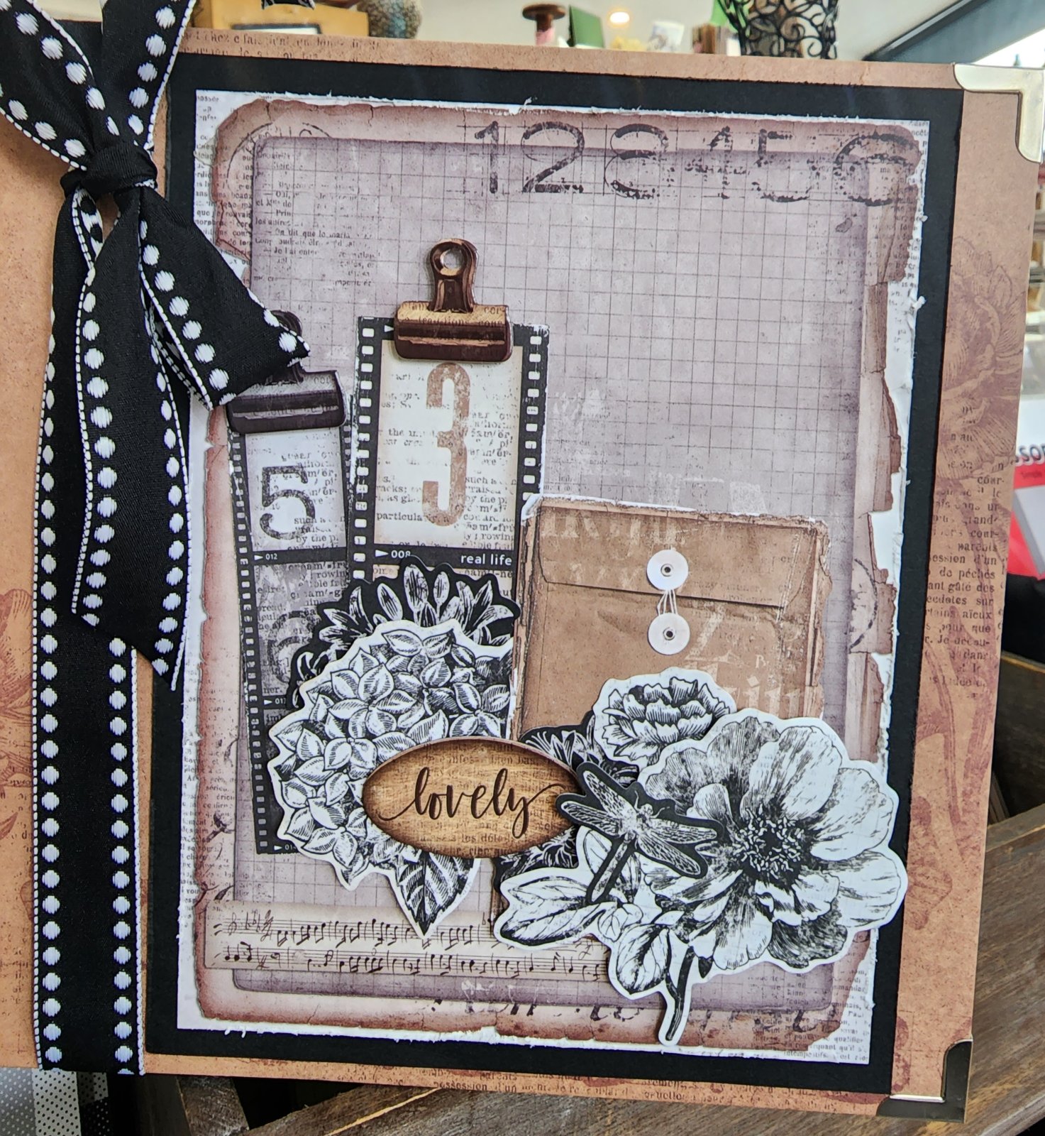 Simple Stories Simply Vintage Essential Album Class