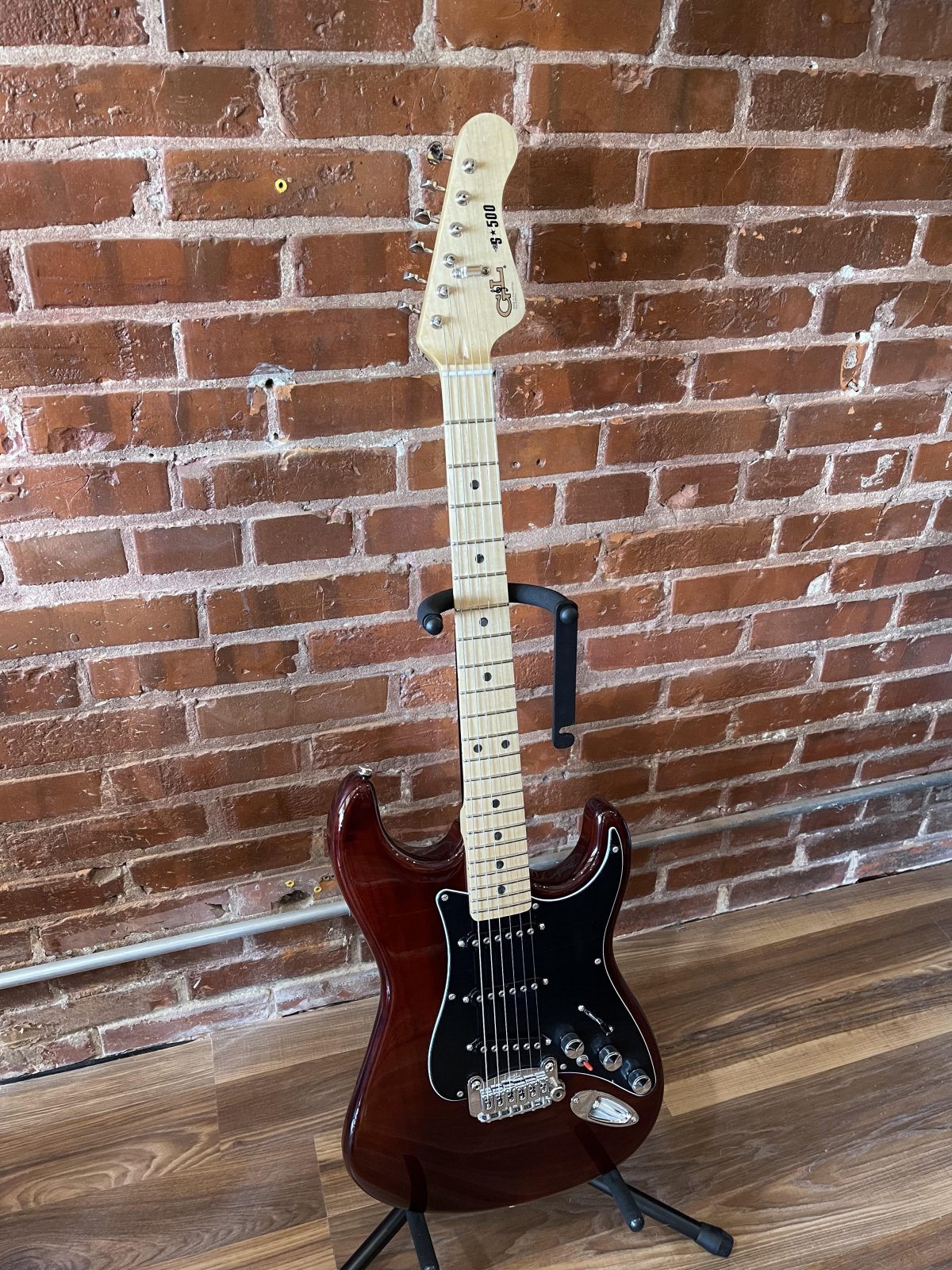 G&L Fullerton CLF Research S-500 | Mocha