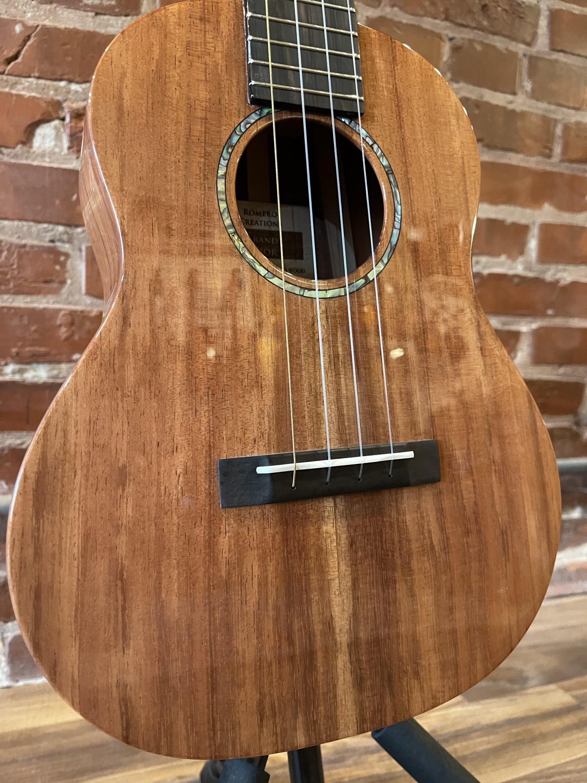 Romero Creations Grand Tenor Ukulele Koa w/ Gig Bag