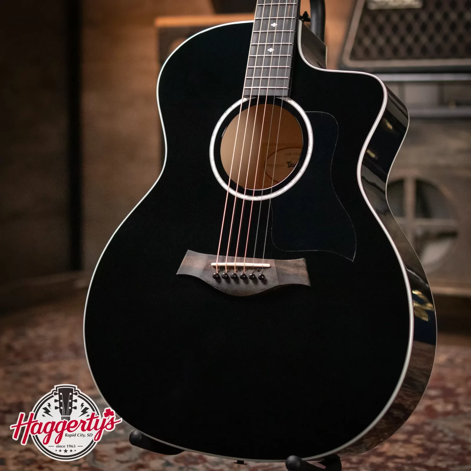 Taylor 214ce-BLK DLX Grand Auditorium Acoustic/Electric Guitar with ...