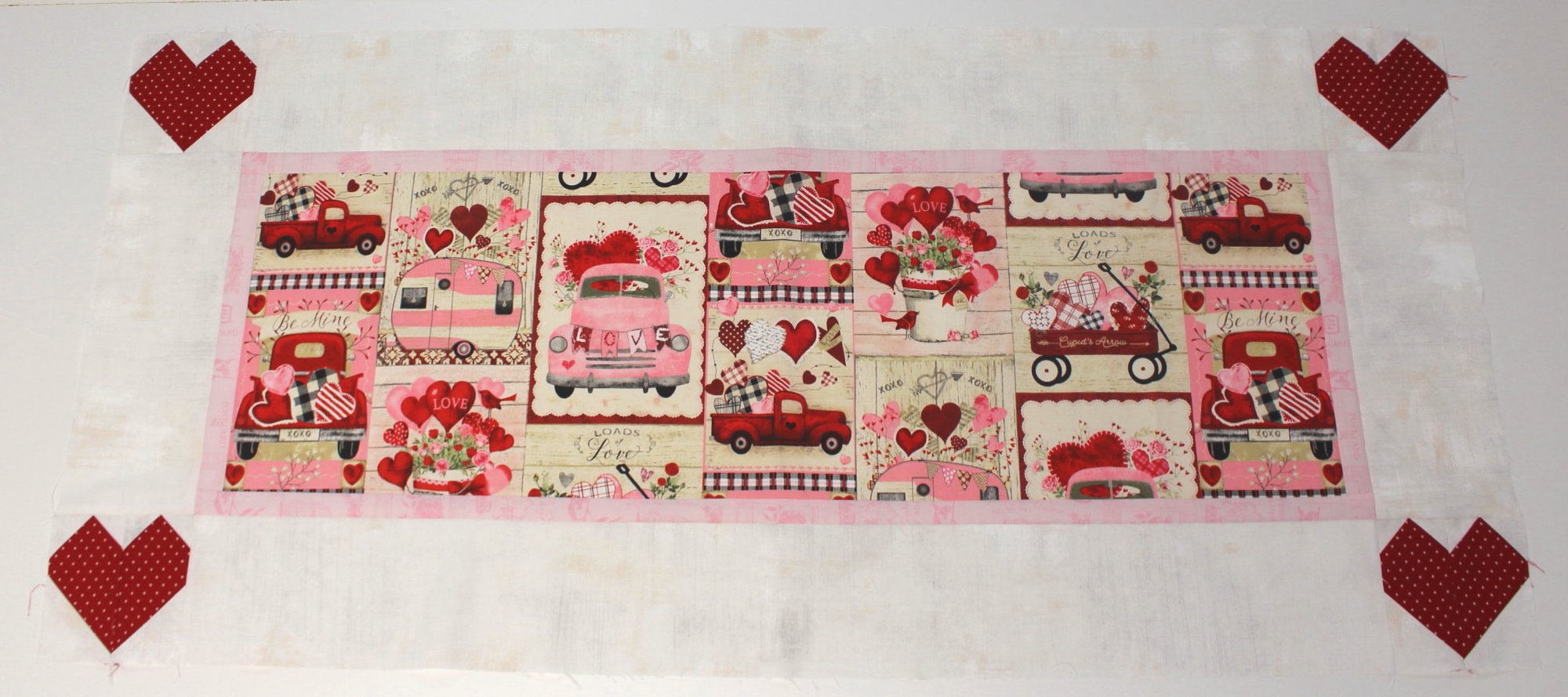 SimpleTableRunner: Simple Table Runner Class SimpleTableRunner: Simple Table Runner Class