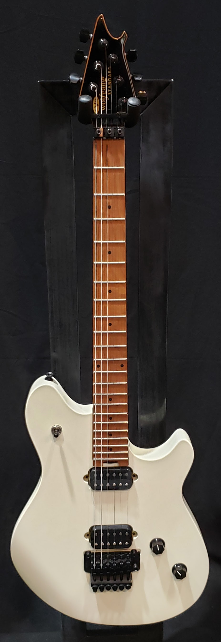 EVH Wolfgang WG Standard 2022 Cream White - 885978424009