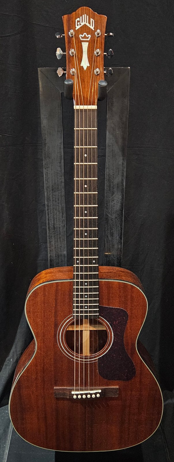 Guild OM-120, Orchestra Acoustic Guitar - Natural (USED)