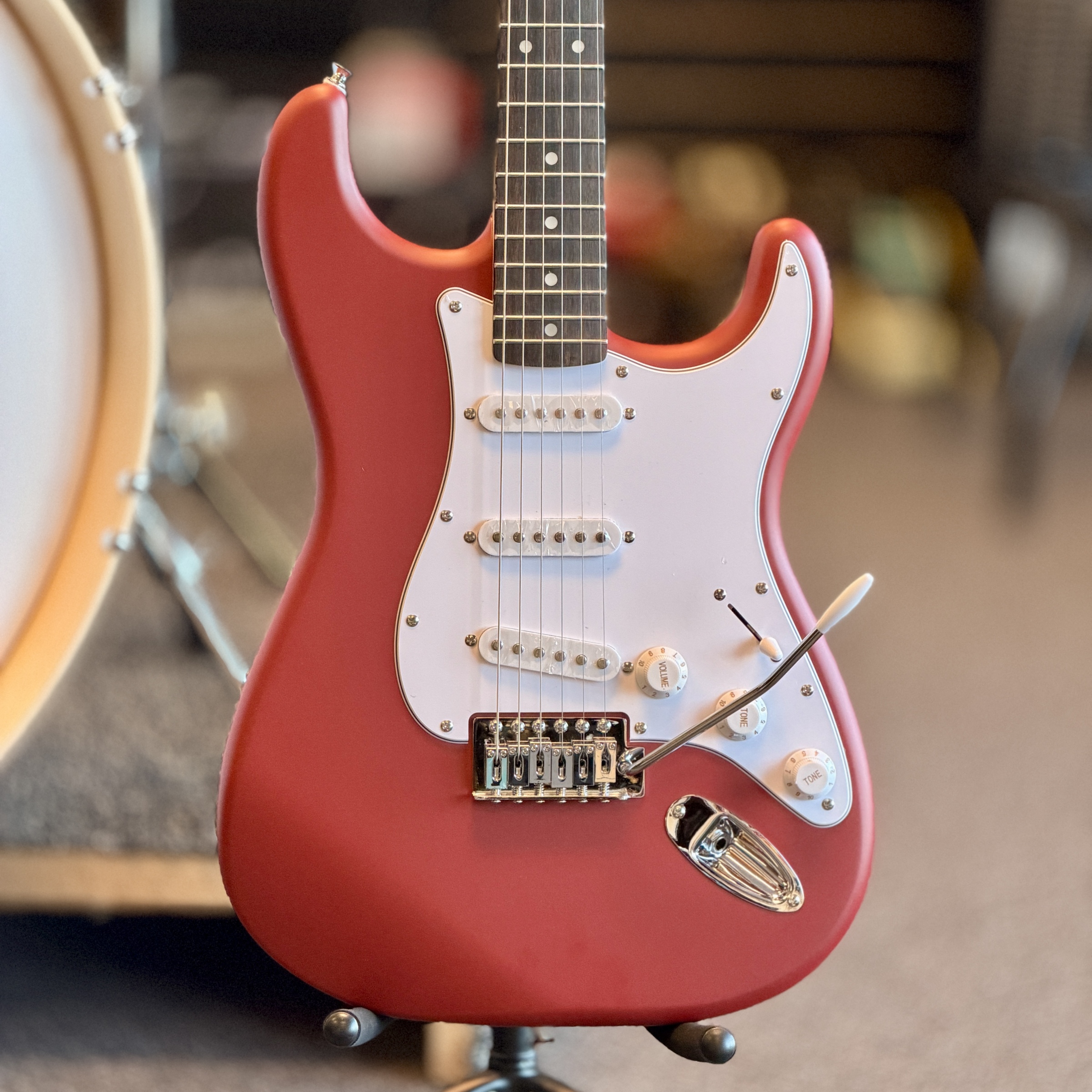 Squier by Fender Debut Series Stratocaster Electric Guitar, Dakota Red