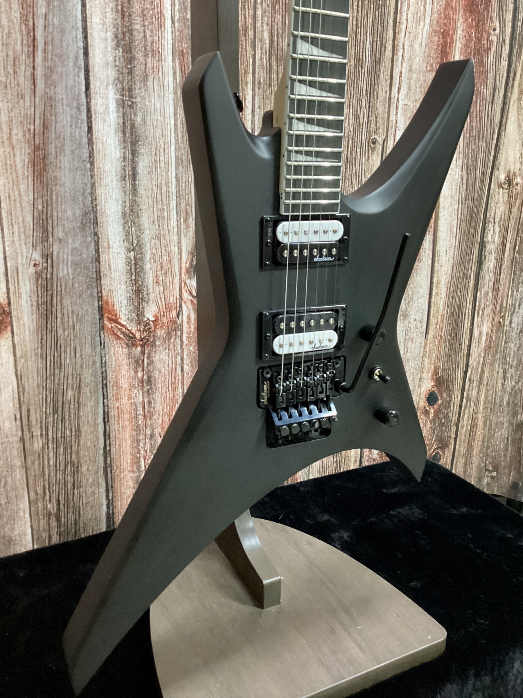 Jackson JS Series Warrior JS32 Satin Black - 885978986668