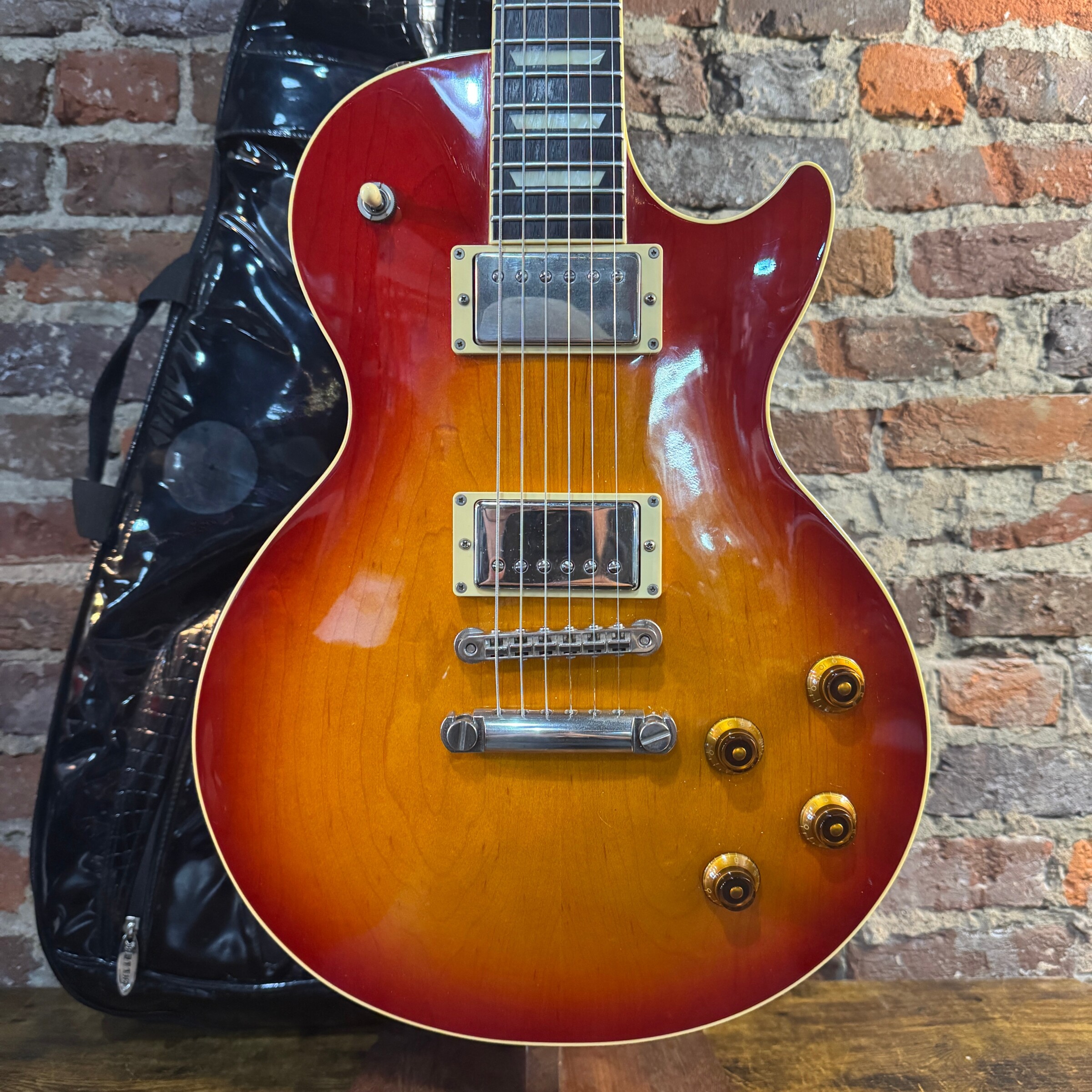 Cool Z / FGN MIJ Single Cut Electric Guitar w/ GB (2000s - Sunburst)
