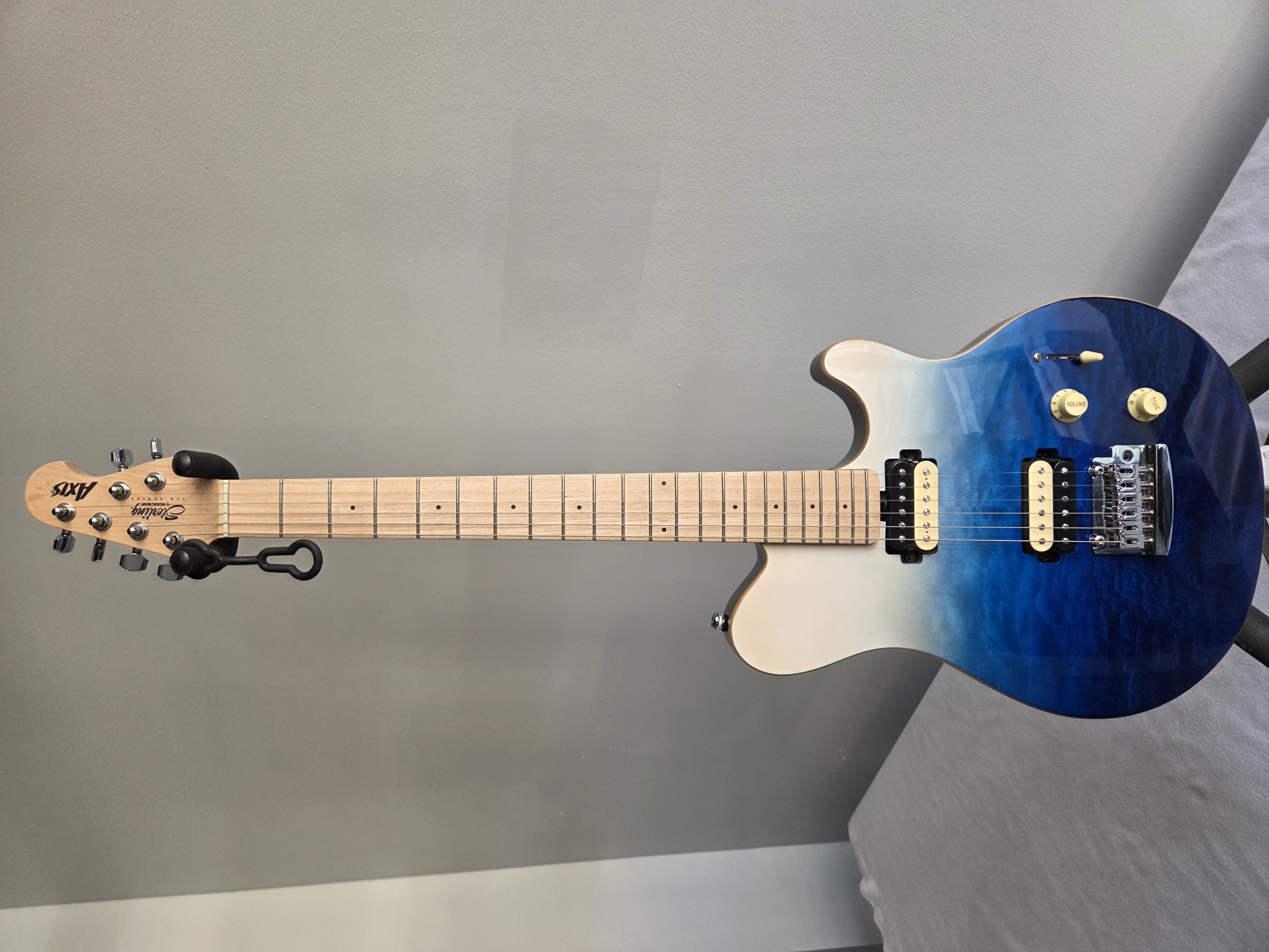 used sterling axis sub series guitar