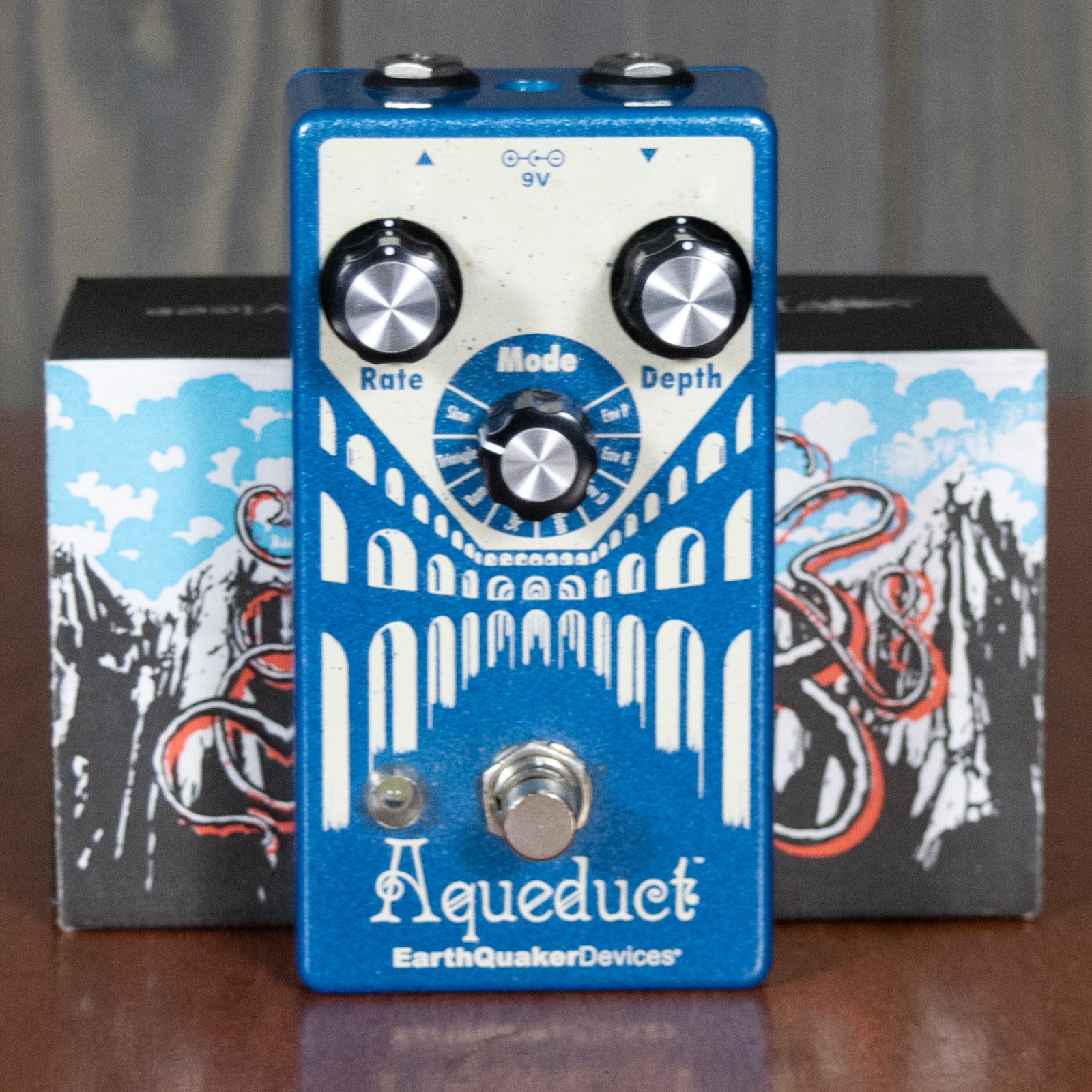Used EQD Aqueduct w/ Box