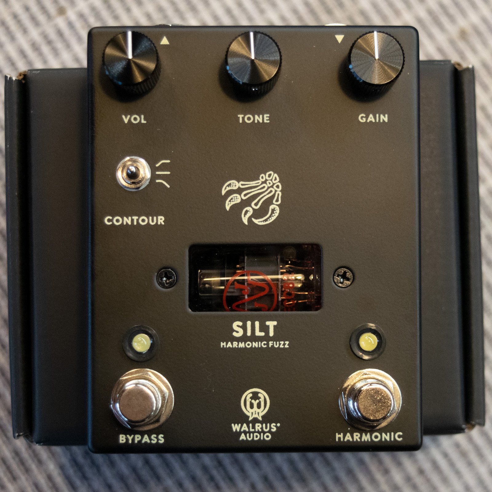 Walrus Audio Silt Harmonic Fuzz Black - 810424035782