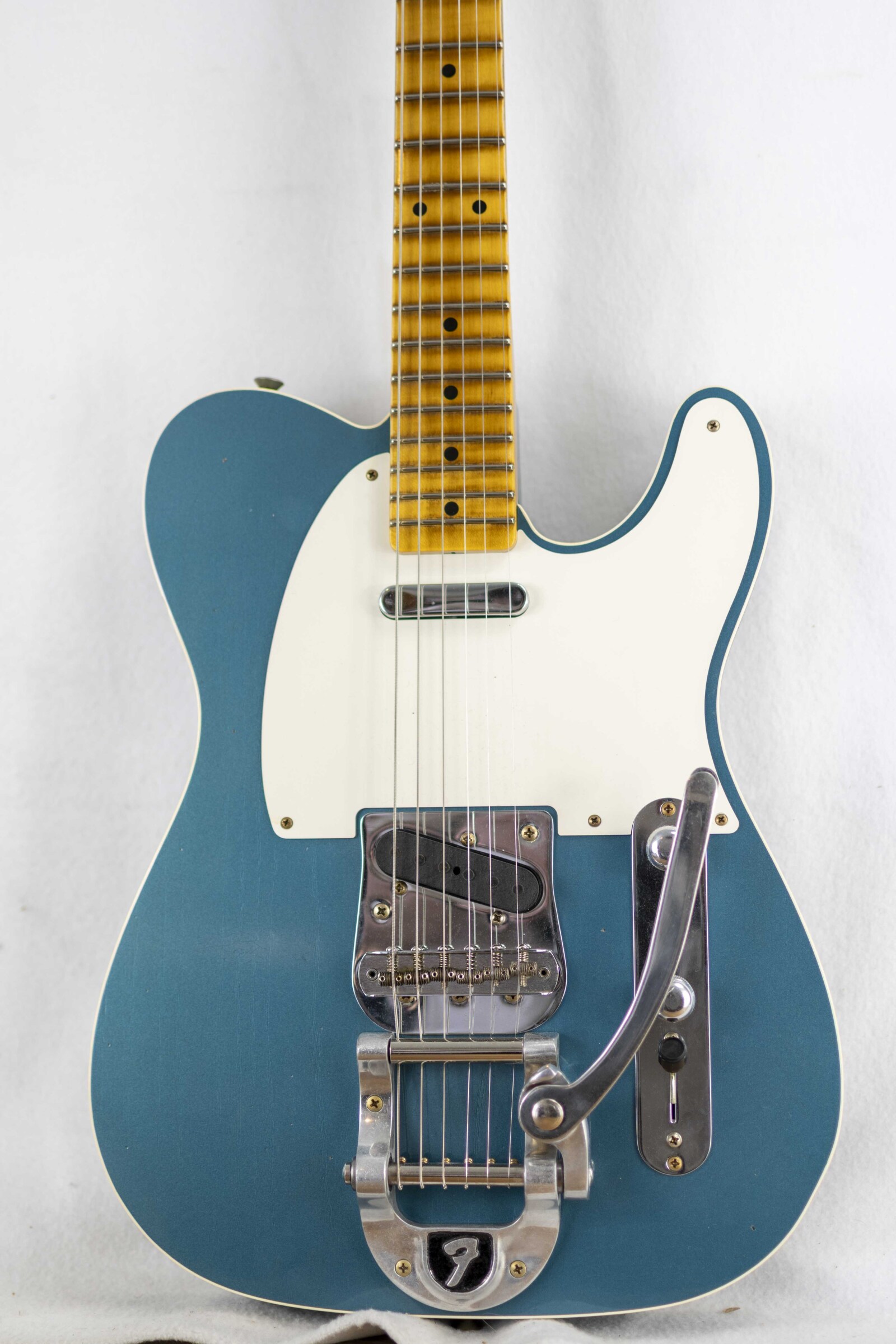 B3 Limited Edition Twisted Tele Custom Journeyman - Aged Ocean Torquoise