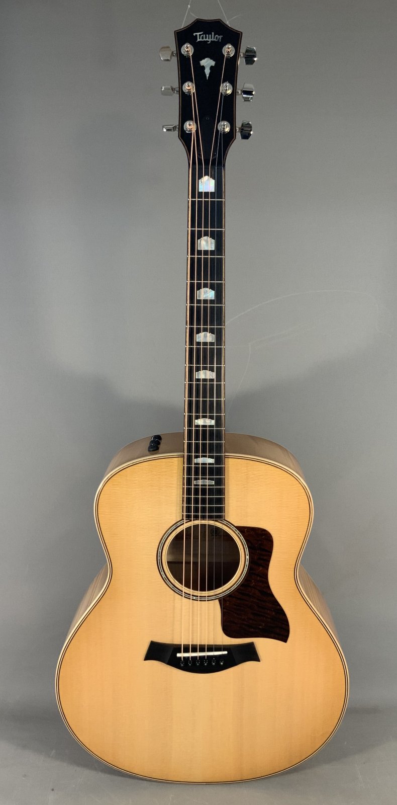 Taylor 618e - 887766105763