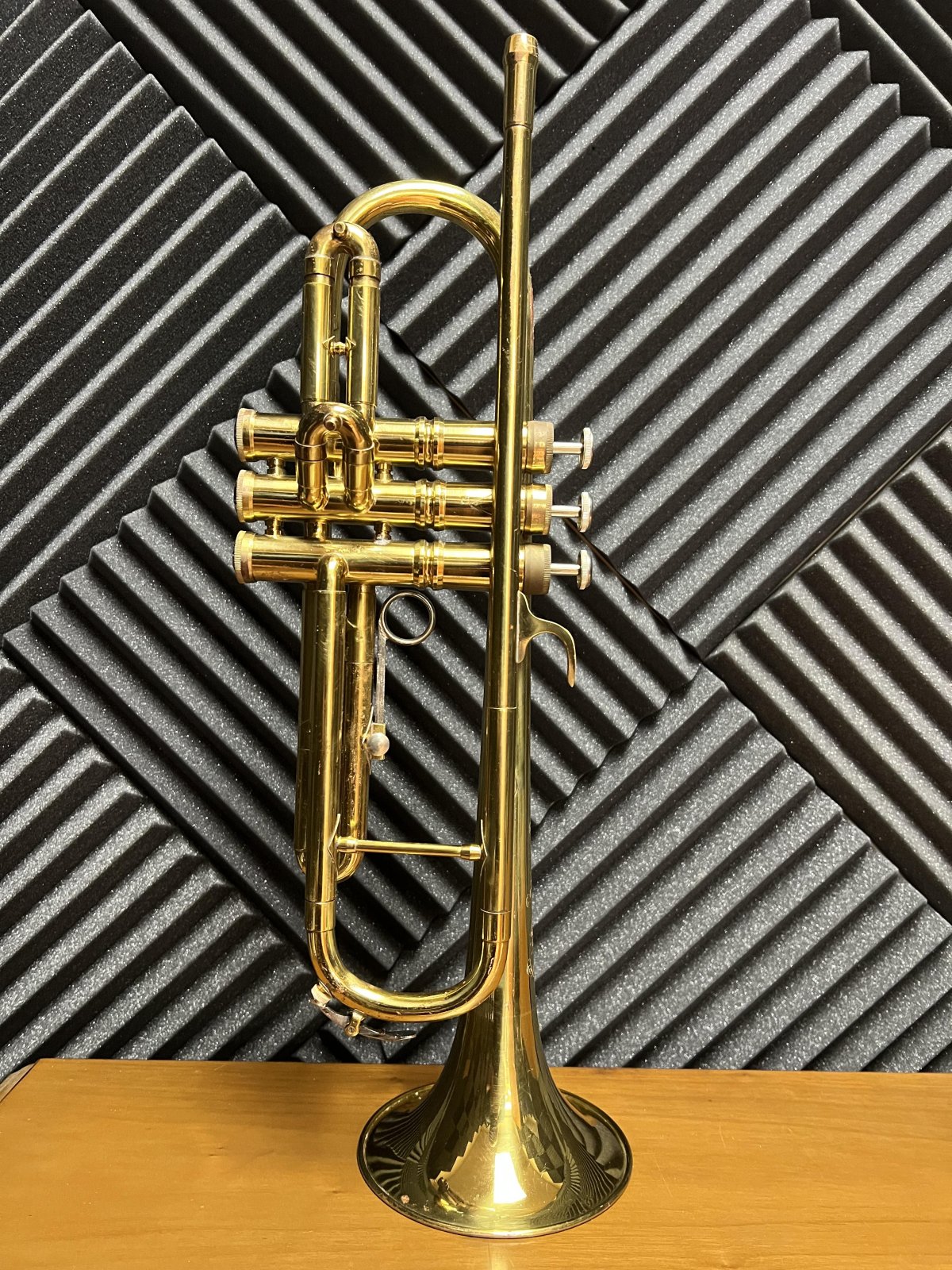 Parrot No. 6416 Bb Student Trumpet - Used - 038000529485