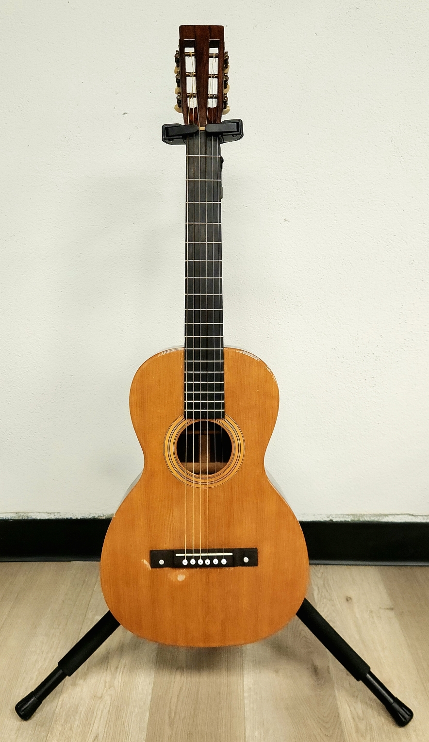 George Washburn New Model Parlor Guitar