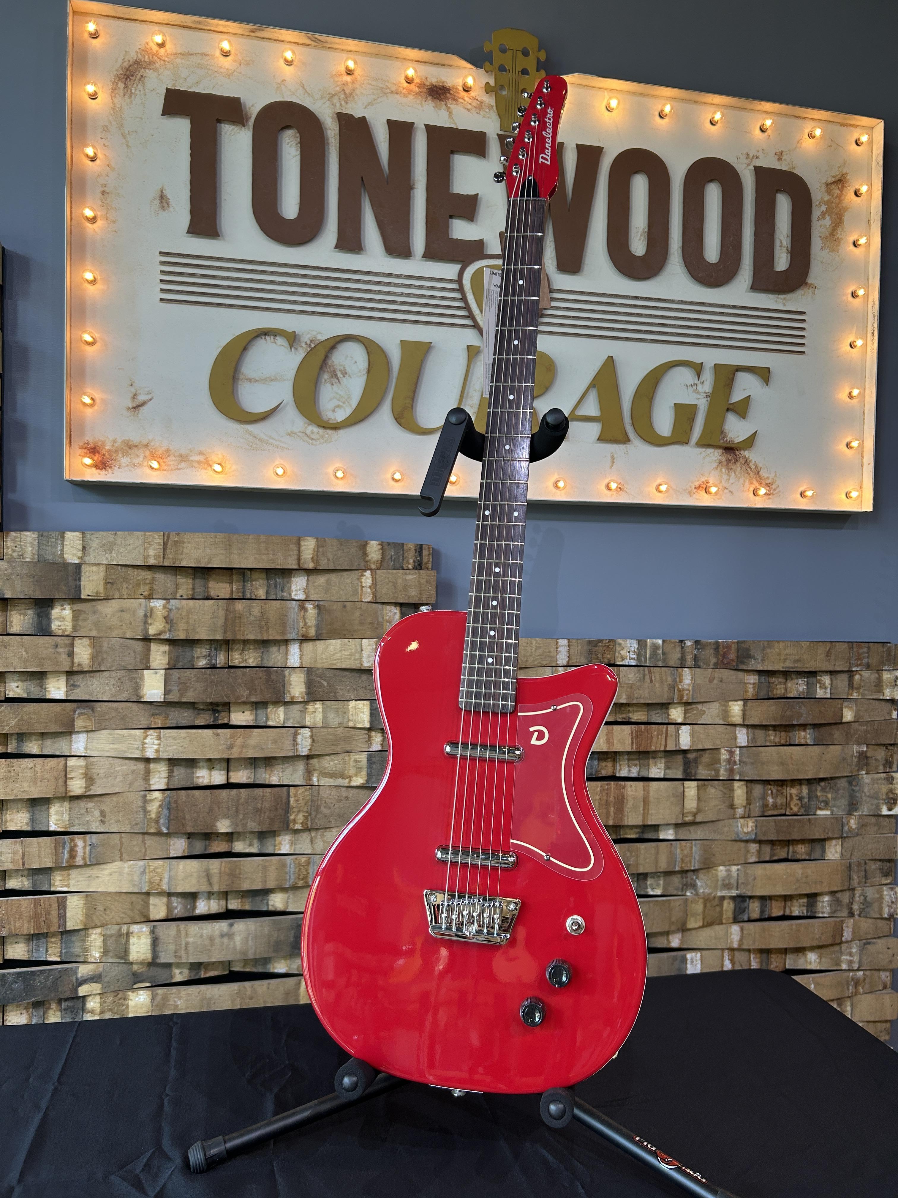 Danelectro '56 Singlecut Baritone - Red - 611820027902