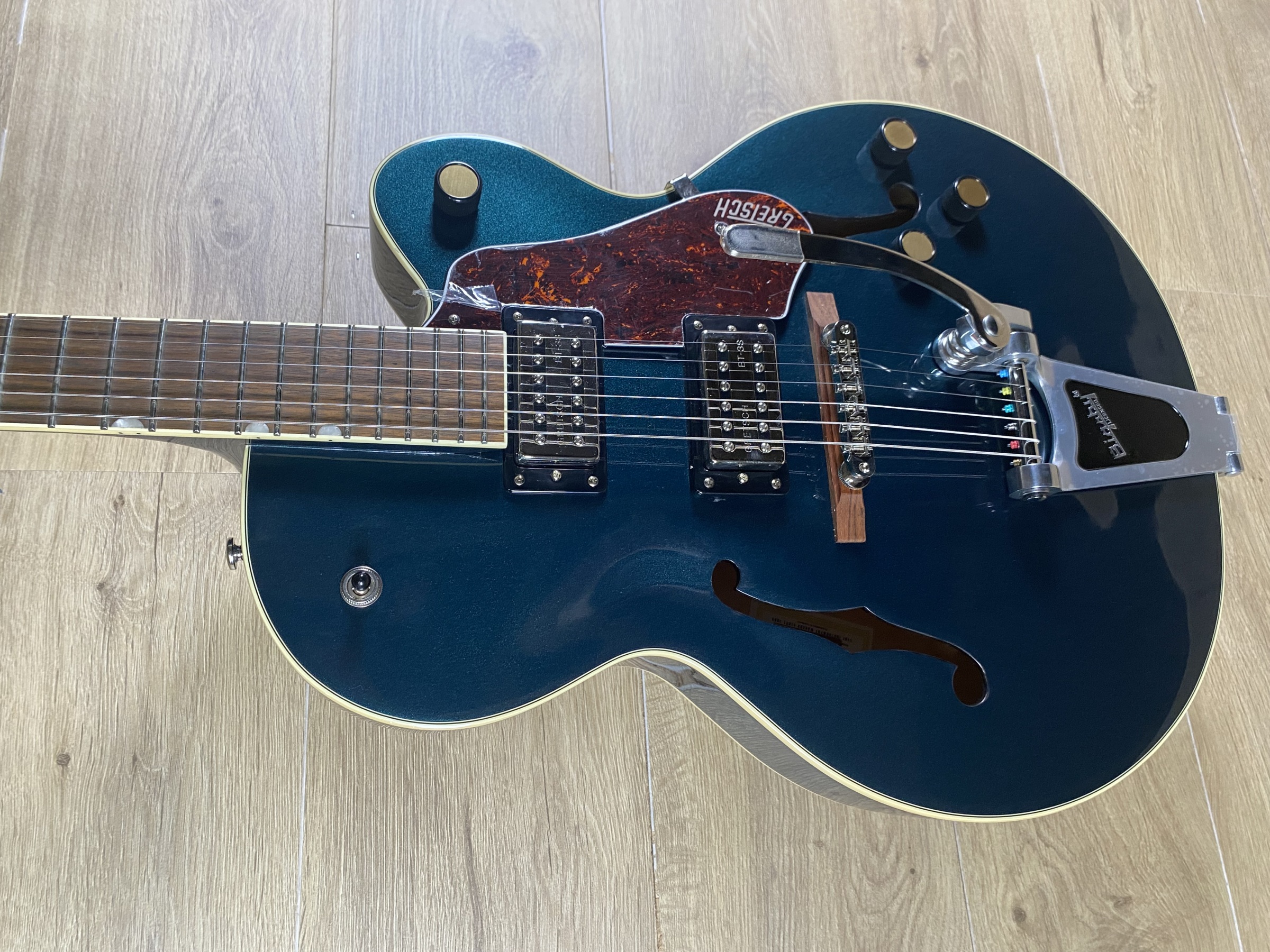 Gretsch G2420T Streamliner™ Hollow Body with Bigsby®, Midnight Sapphire