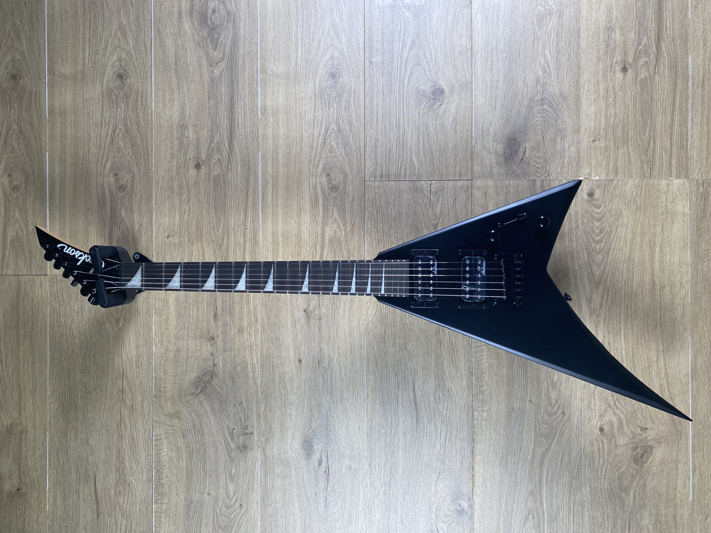 JACKSON JS1X RR, Minion, AH FB - Satin Black Electric Guitar