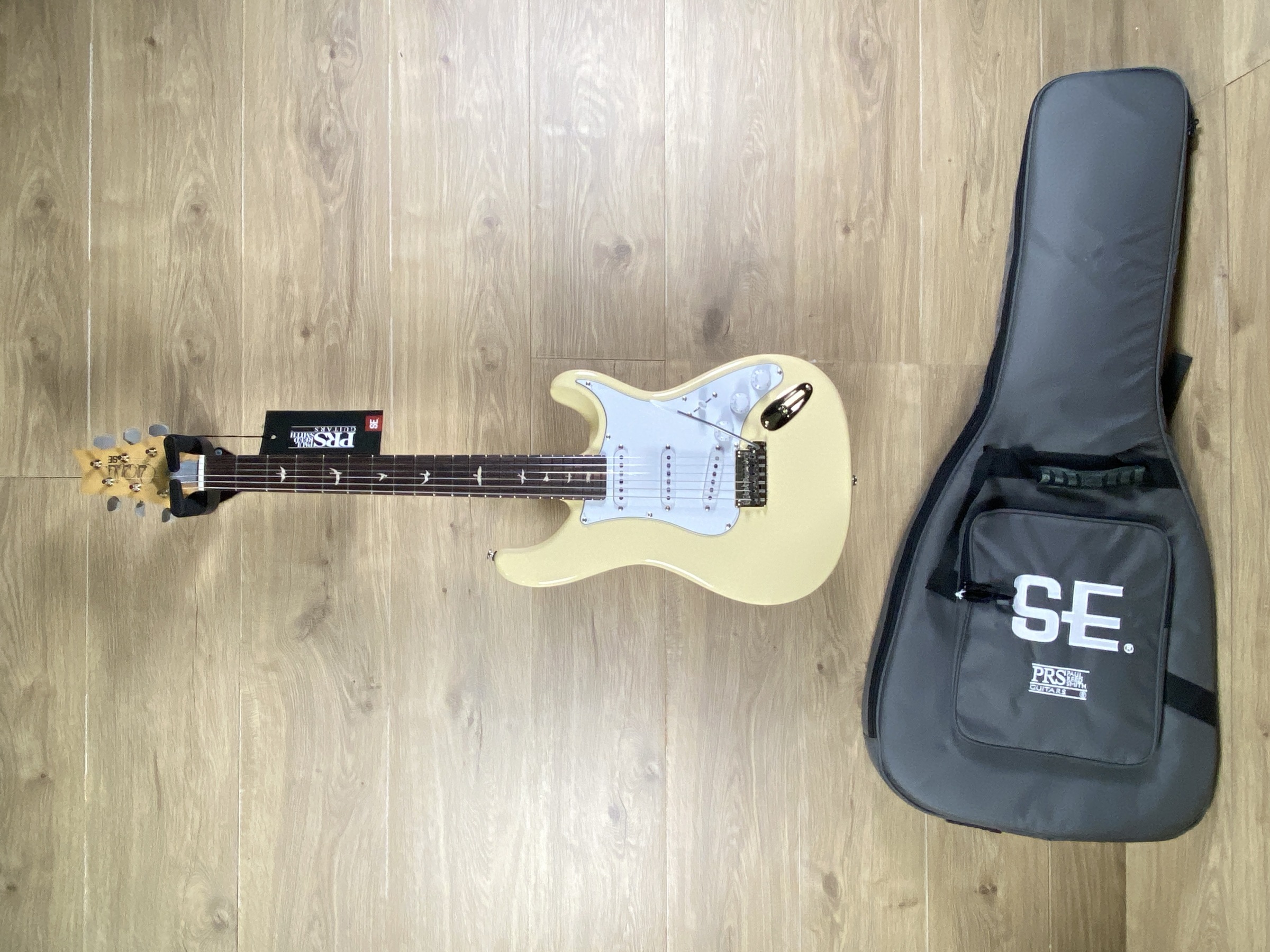 PRS SE Silver Sky- Moon White