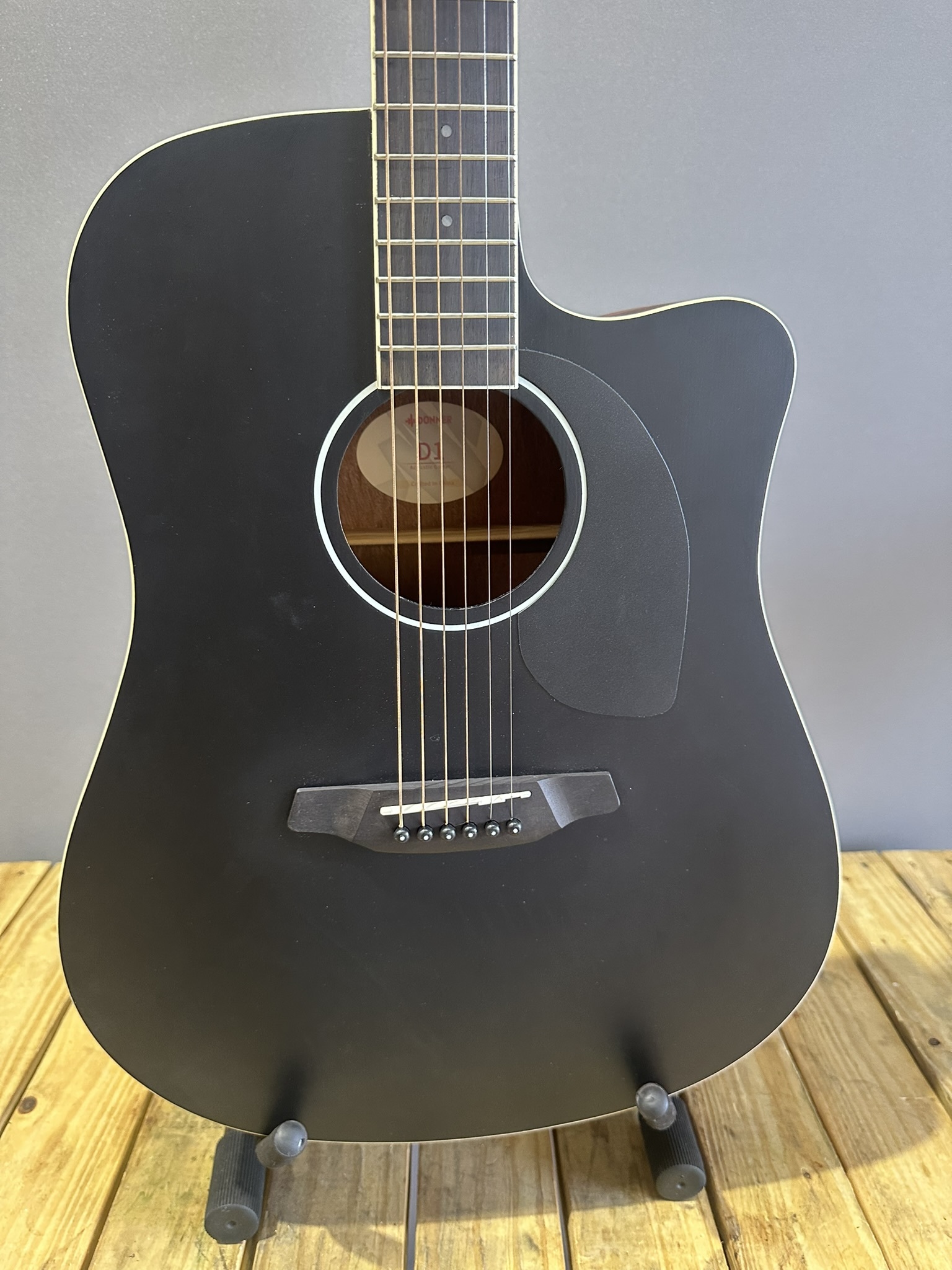 Donner d1 acoustic Black Guitar