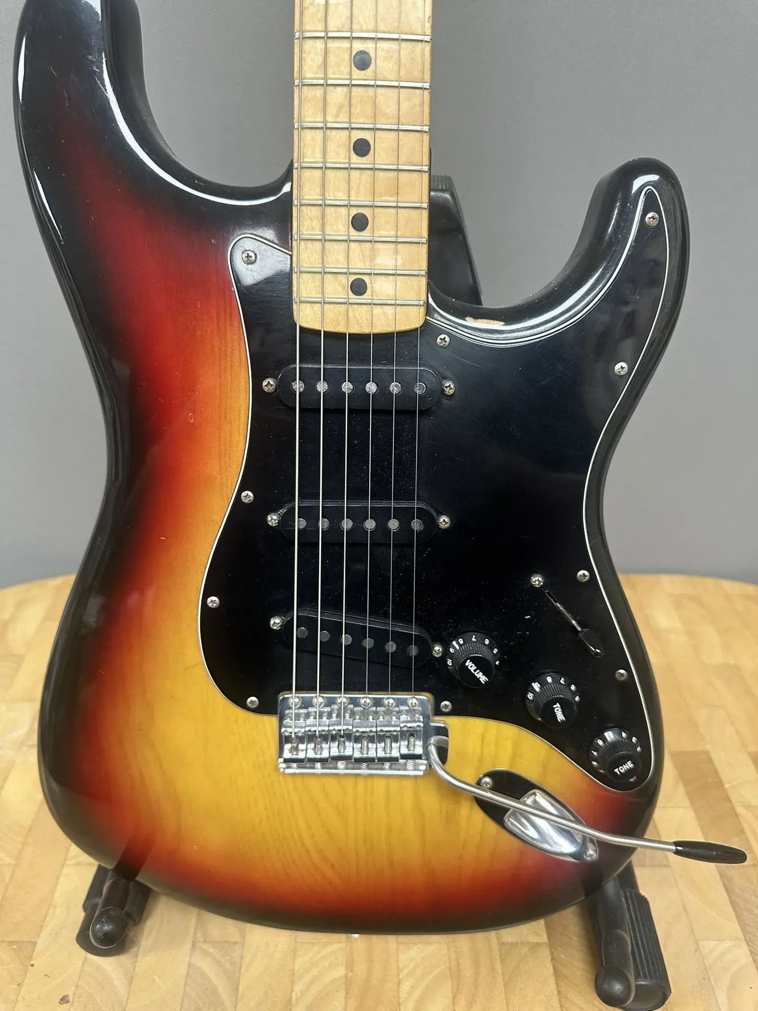Fender Stratocaster Cherry Burst Guitar