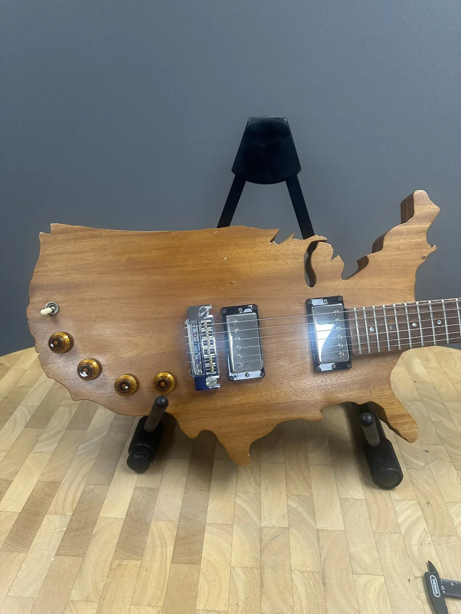 Gibson Map Guitar 1984