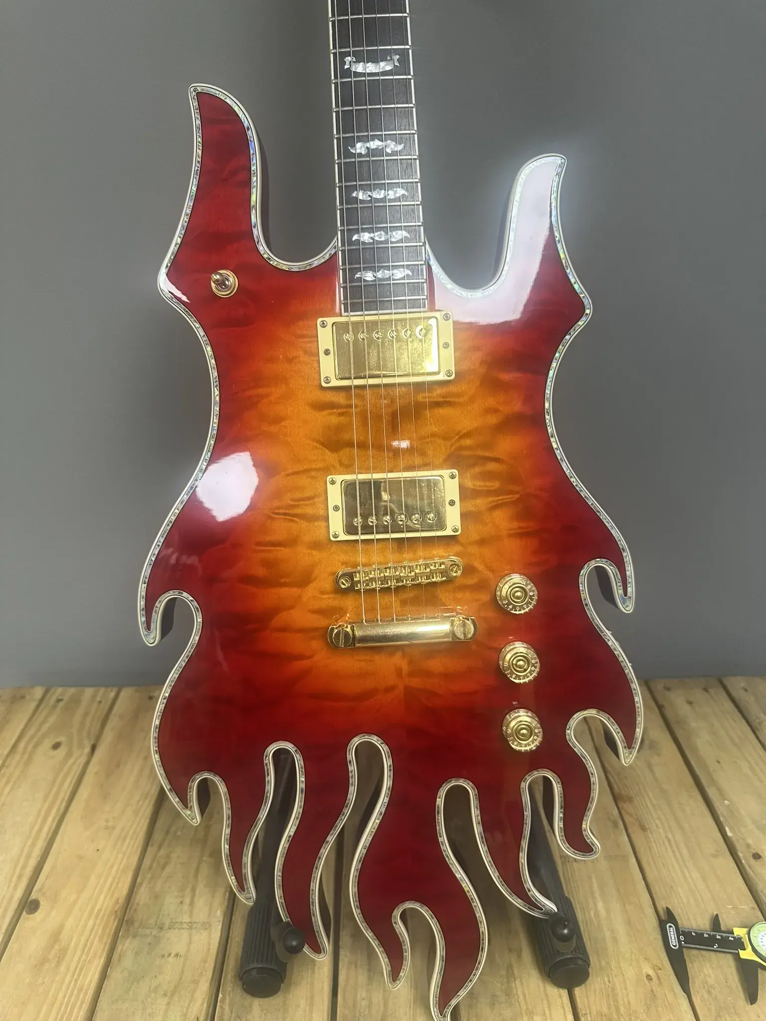 Minarik Inferno Flame-Shaped Solid-Body Electric Guitar