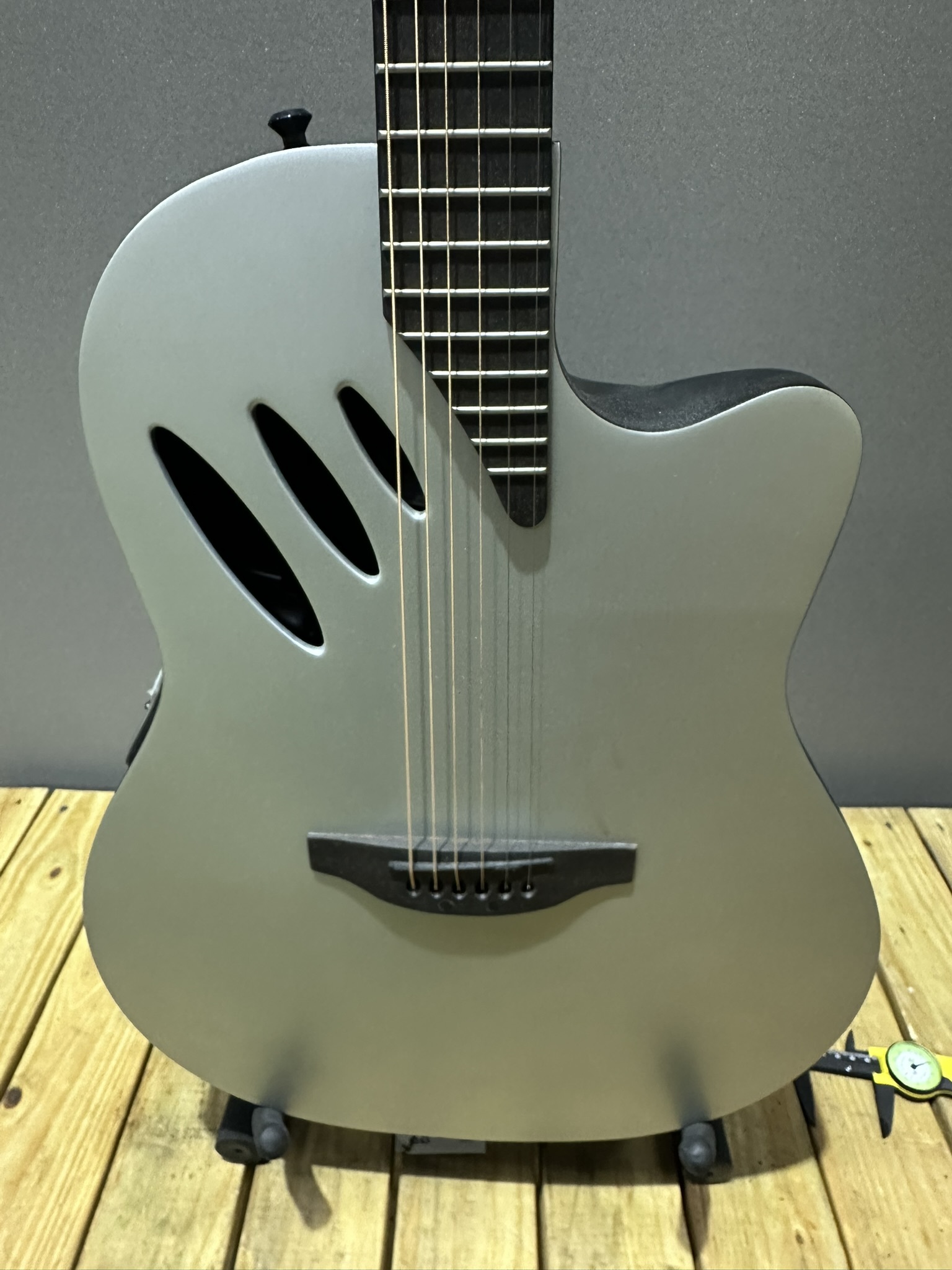 Ovation Celebrity Model CC 54i