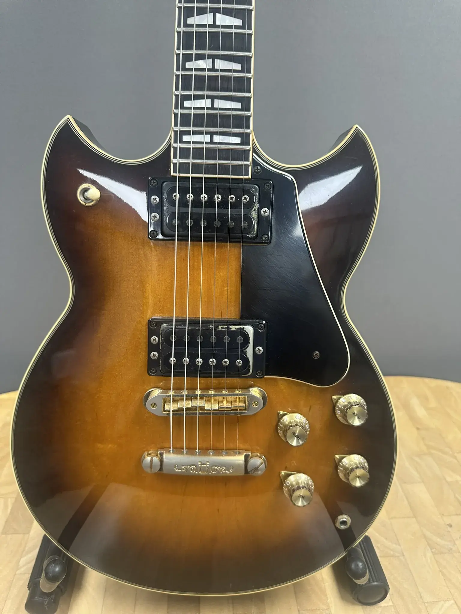 Yamaha Sg 1000 Tobacco Burst Guitar