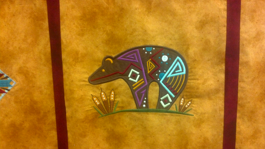 EMBROIDERED QUILTS: Southwestern Sand Art Quilt
