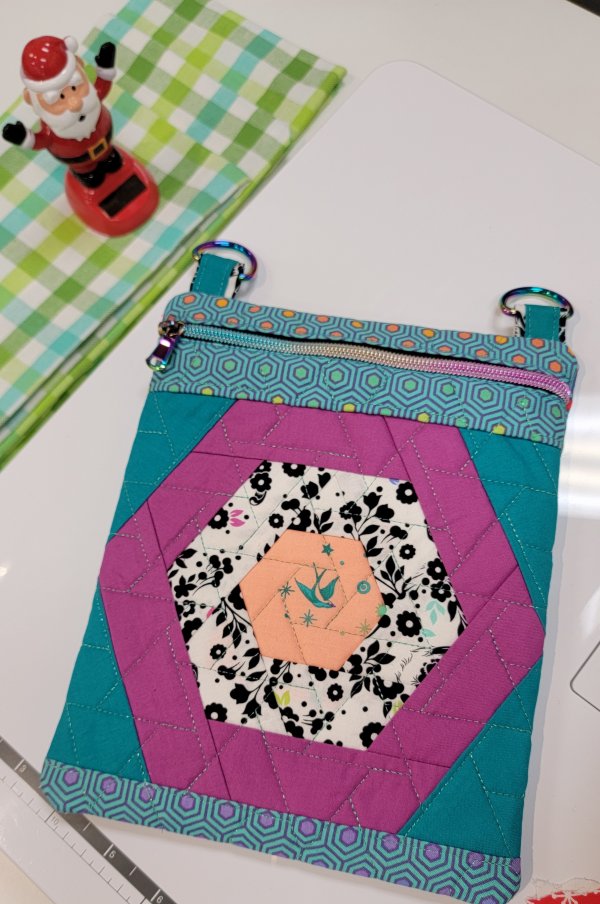 Kimberbell Quilted Crossbody Bag In The Hoop Embroidery kimberbell-quilted-crossbody-bag-in-the-hoop-embroidery