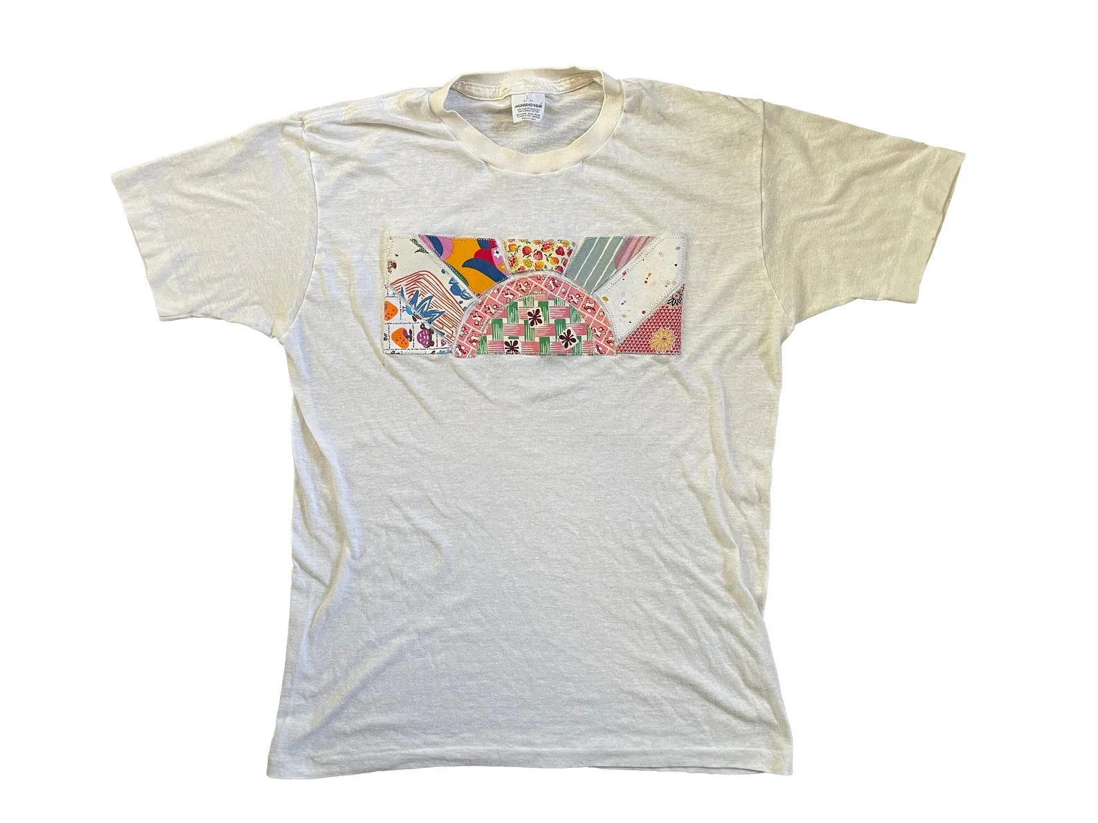 Appliqué Tee Shirt