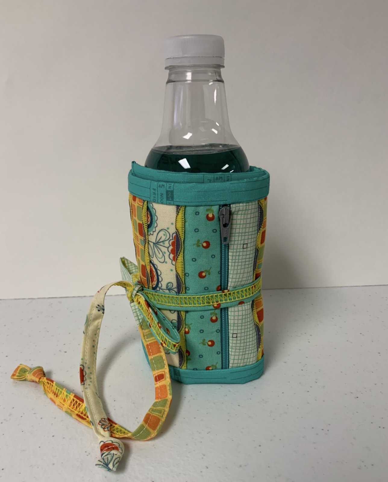 Zippered Pocket Bottle Wrap - LEXINGTON