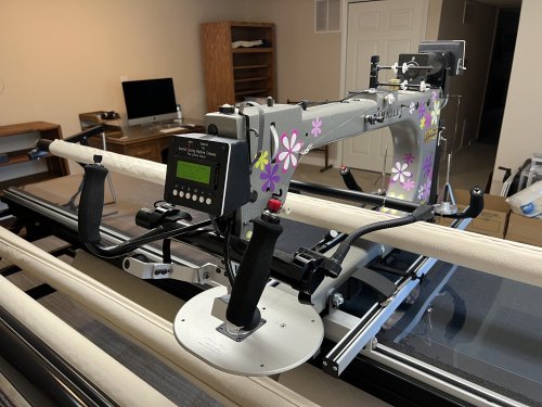 Used Quilting Machines - See What We Have Available | Jukebox Quilts