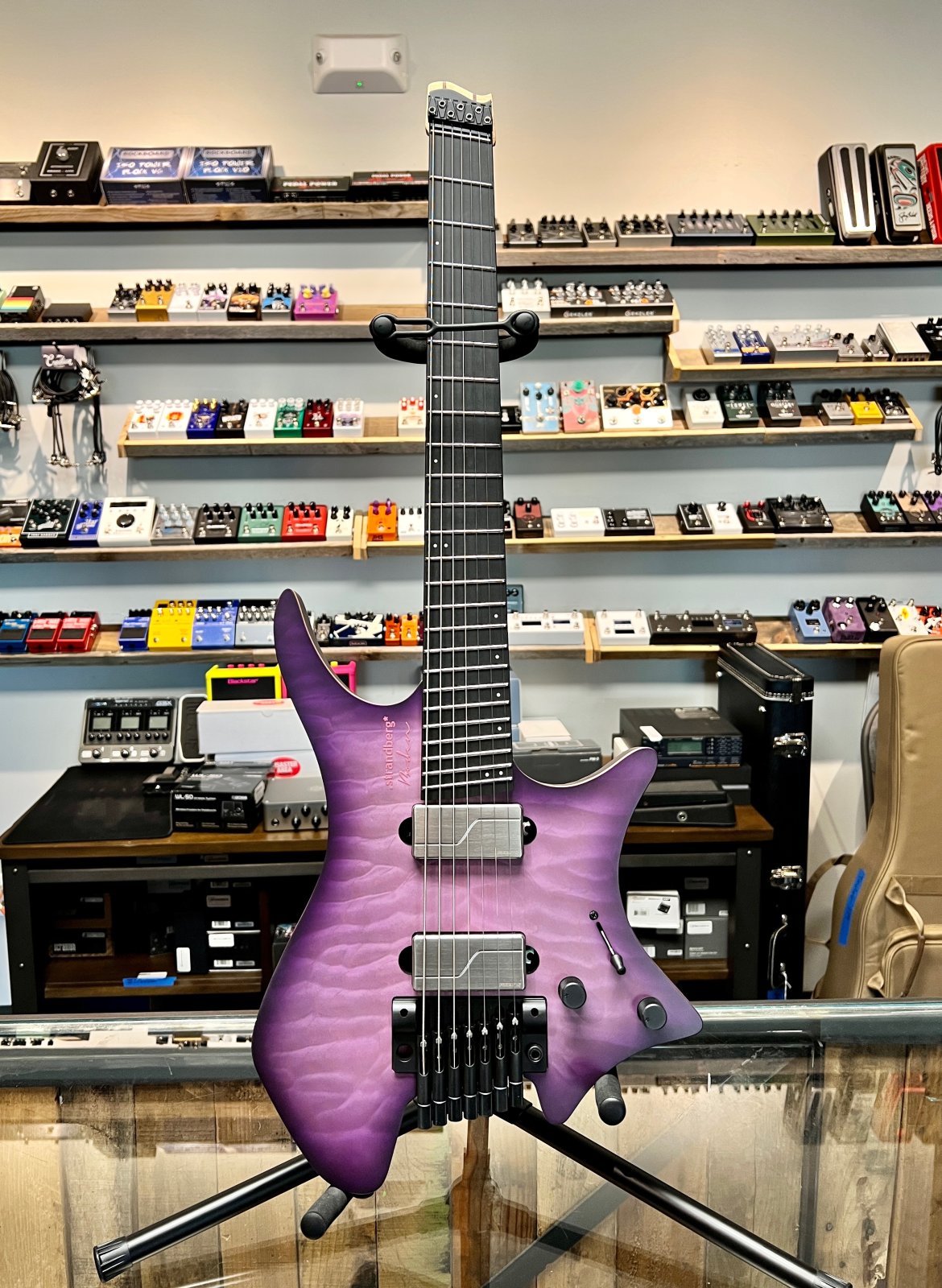 .strandberg* Guitars