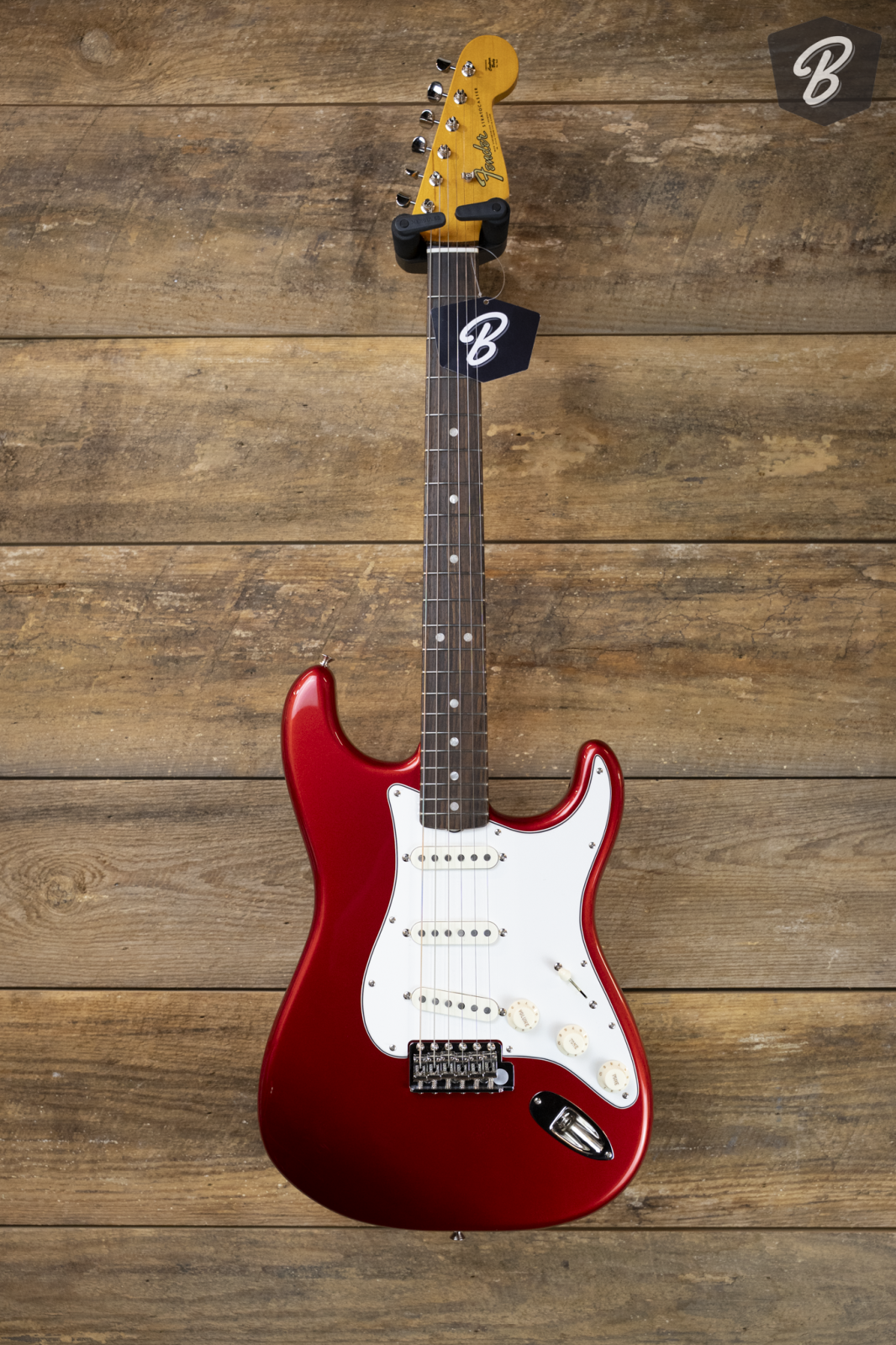 2025 Fender American Vintage II '65 Stratocaster in Candy Apple Red w ...