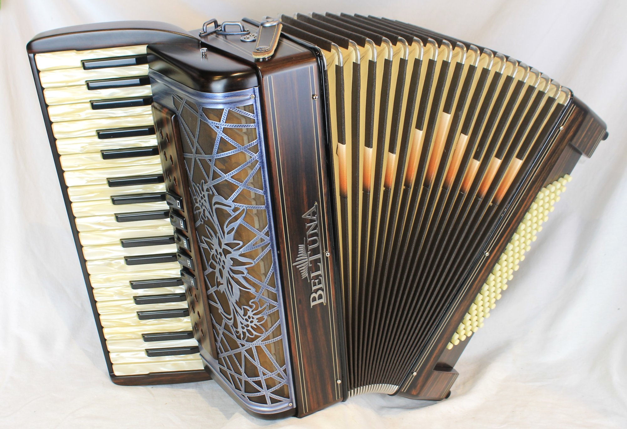 NEW Ebony Beltuna Alpstar III Piano Accordion MMM 37 96