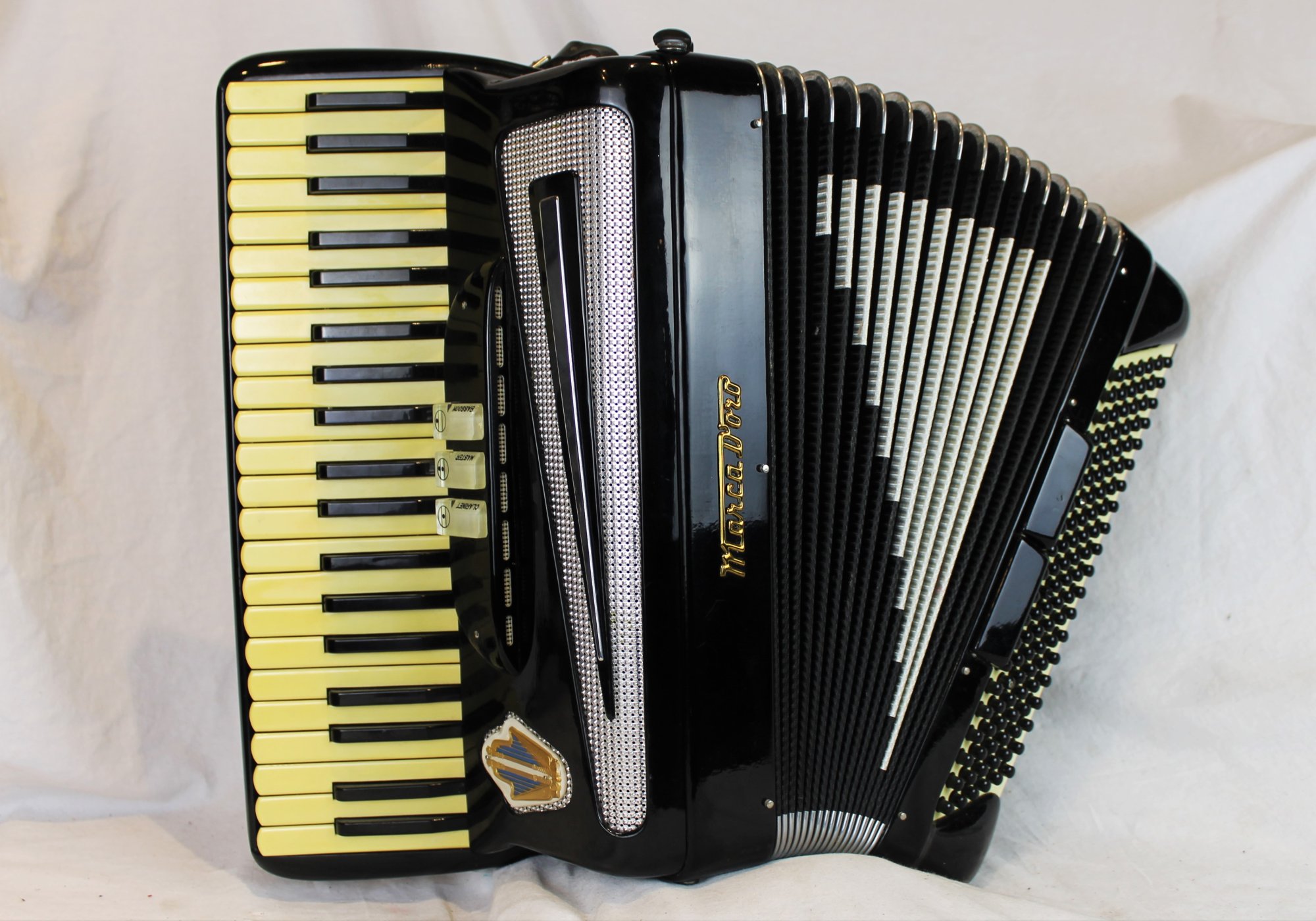 5612 - Black Marca d'Oro Piano Accordion LM 41 120