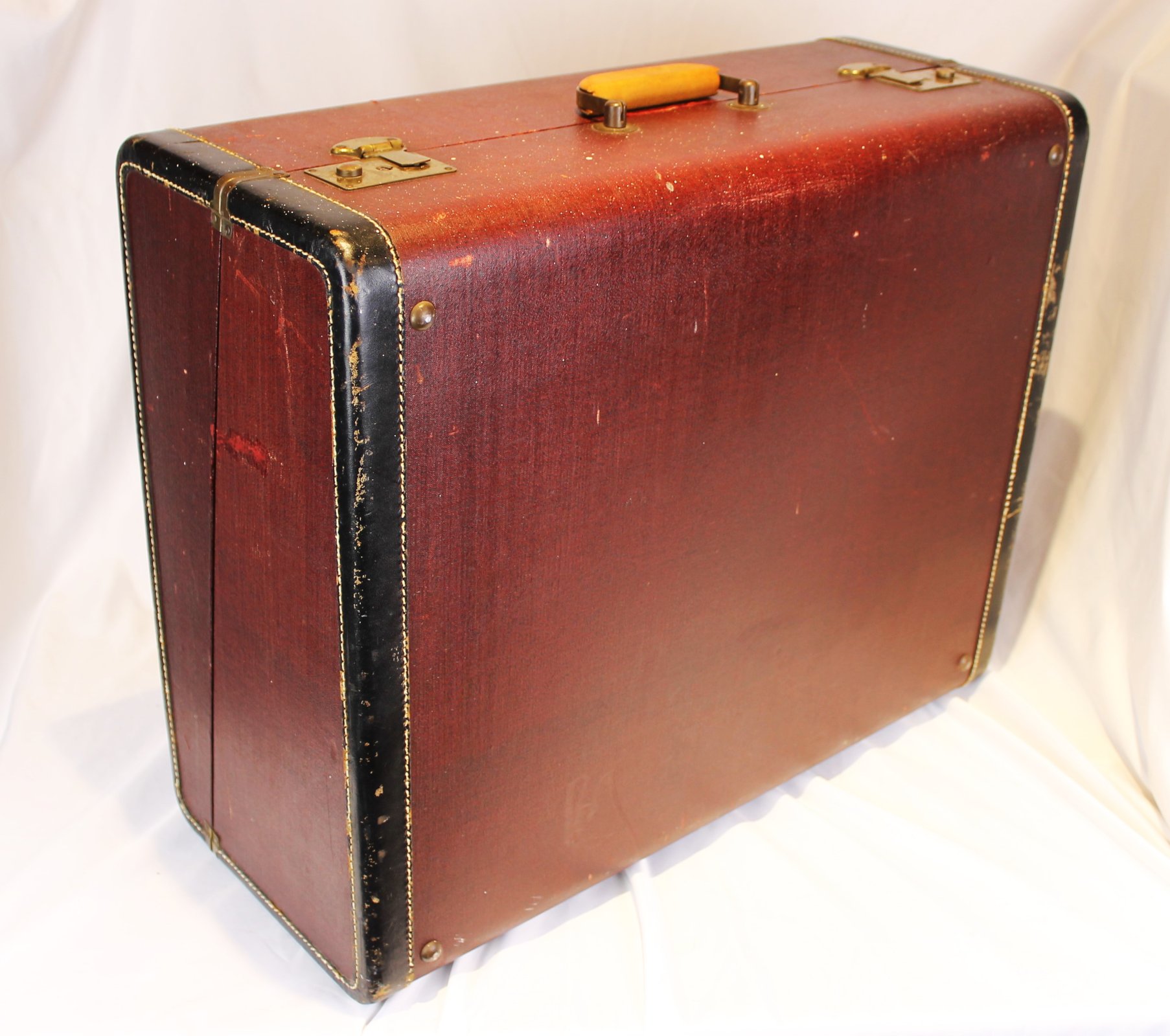Whiskey Brown Sonola Accordion Hard Case 21.5 x 16.75 x 8.5 (54.5cm x ...