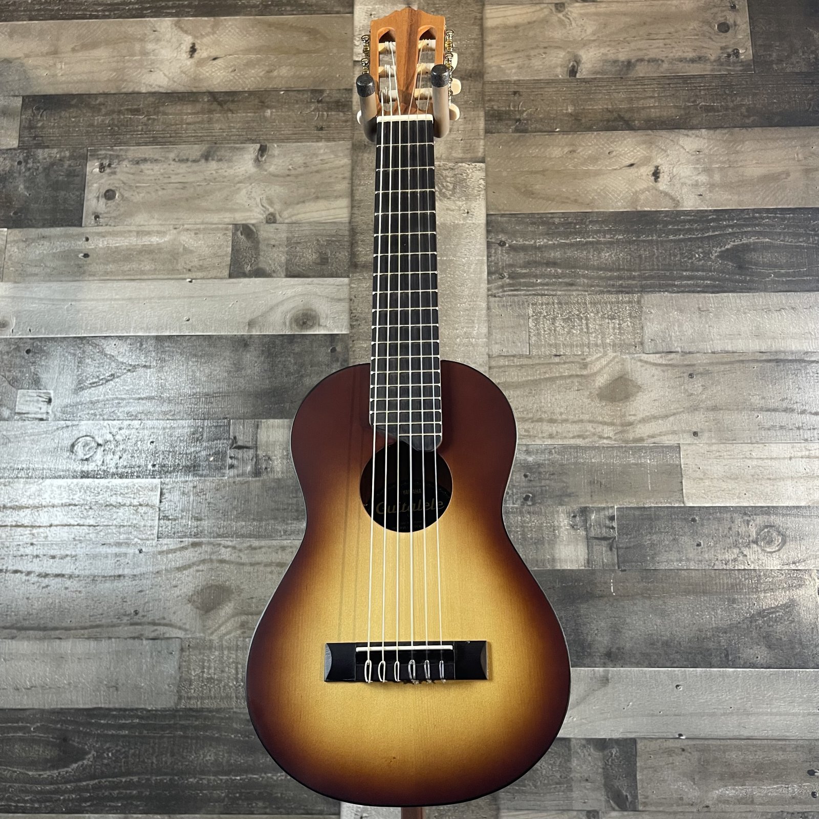 Yamaha GL Series GL1 TBS Guitalele, Tobacco Sunburst - 086792972251