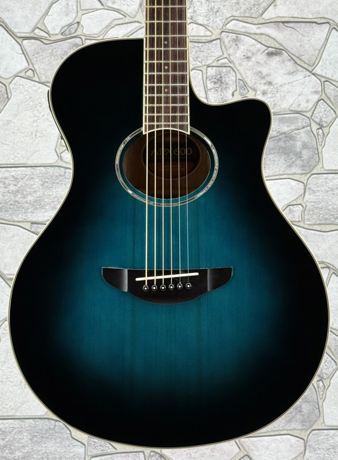 Yamaha APX600 AC/EL OBB - 889025115056