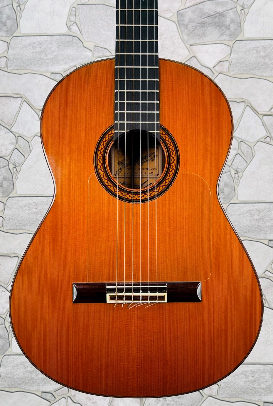 Ramirez 1A Classical Guitar with Hard Case (1983) in Good Condition