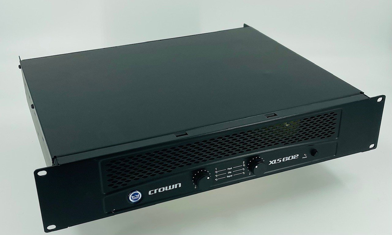 Crown XLS602 Stereo Power Amplifier in Very Good Condition