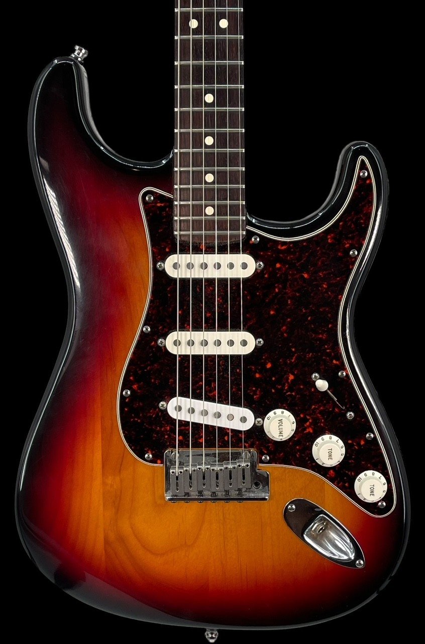 Fender American Standard Stratocaster in Three Tone Sunburst with Case