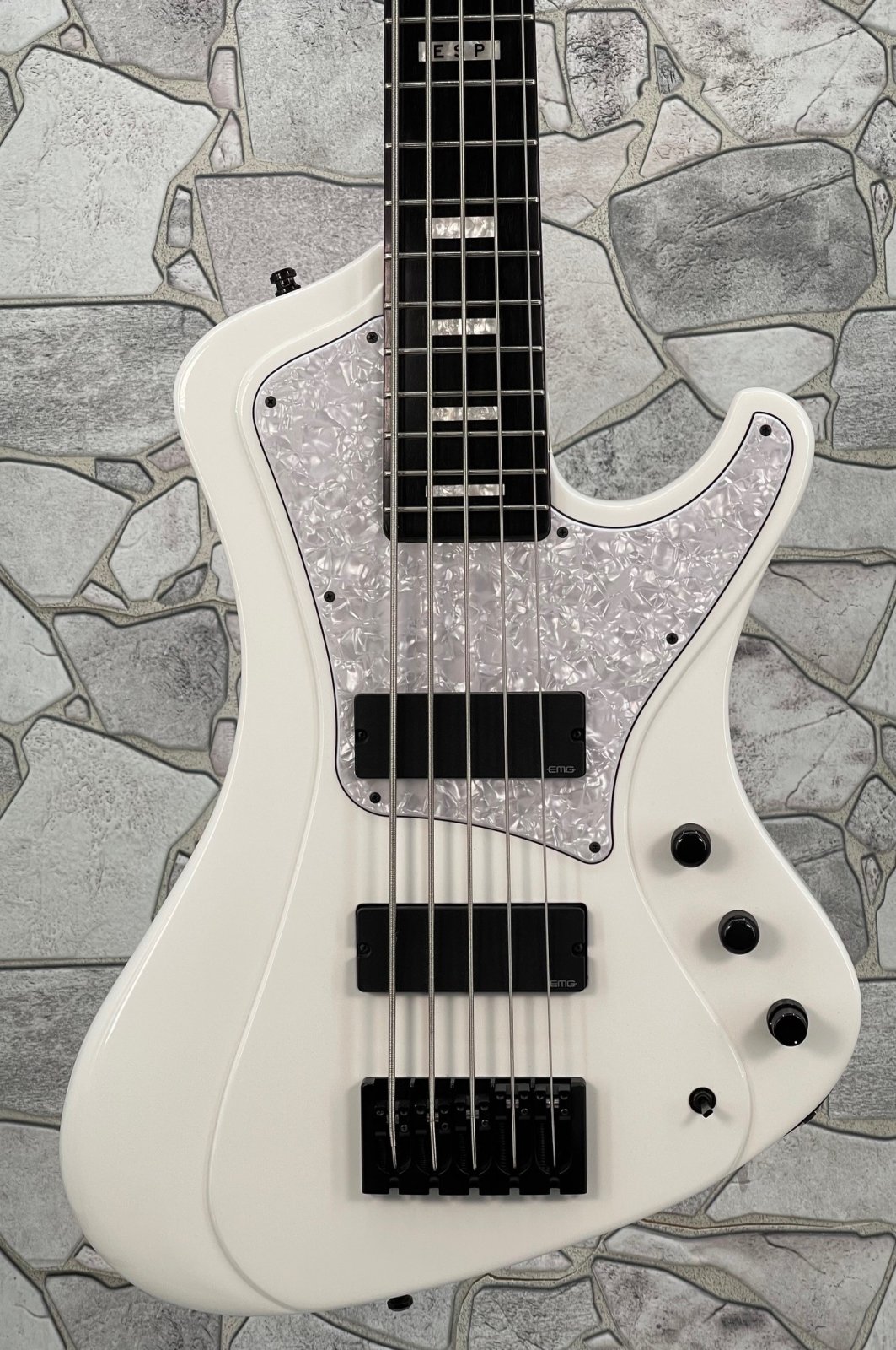 ESP Stream 5 string Bass Guitar with Case in Excellent Condition